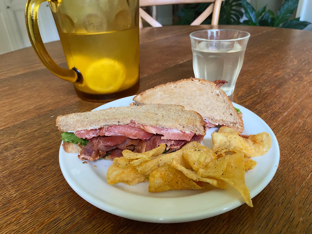 BLT for lunch | Scrolller