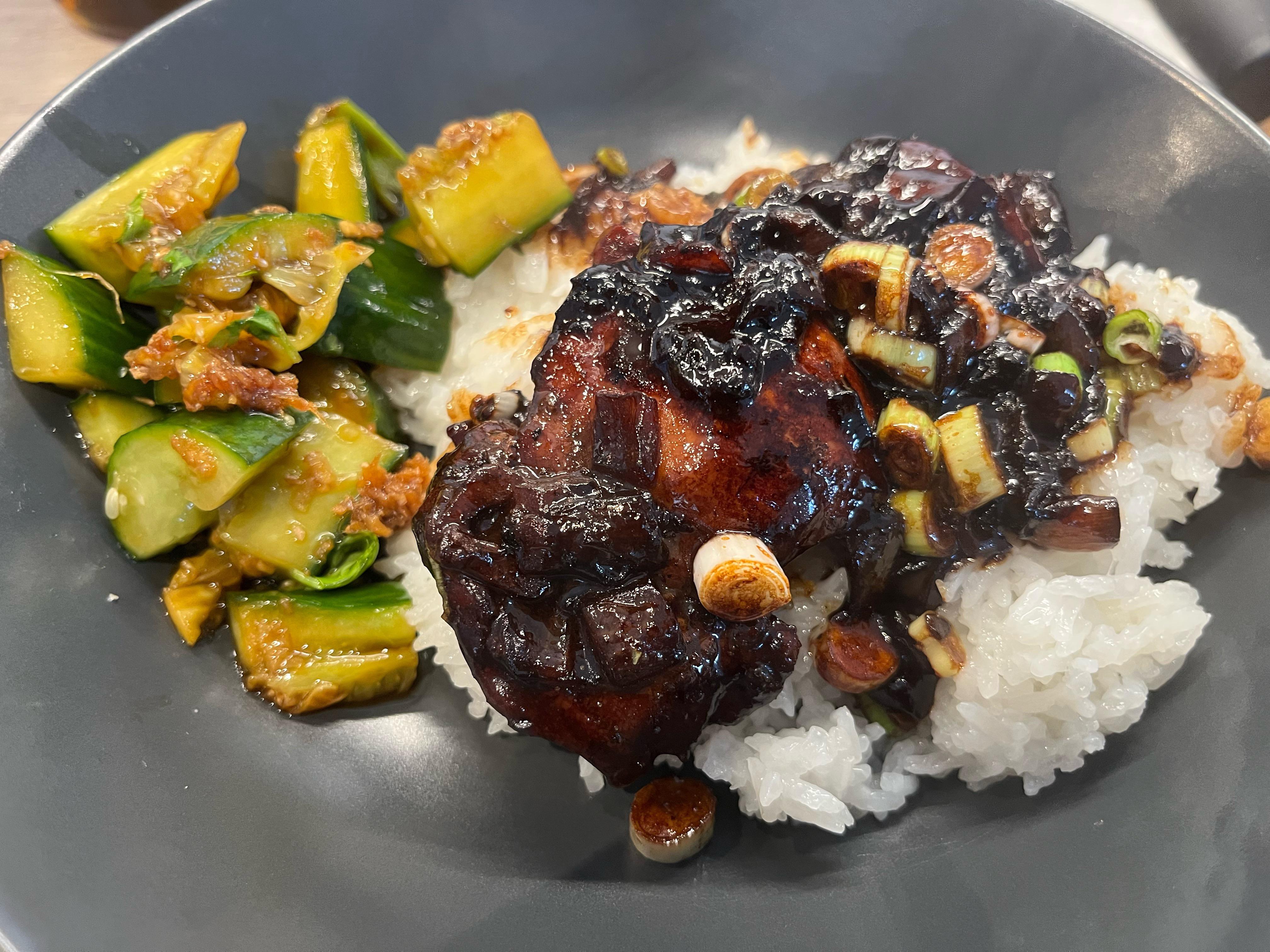 [homemade] Filipino adobo chicken with smashed cucumber salad | Scrolller