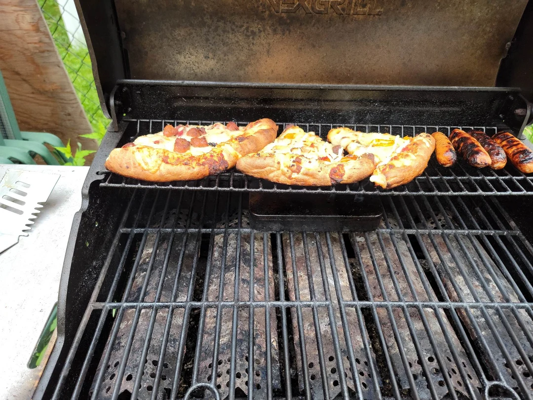 Why not reheat the leftover on the bbq? | Scrolller