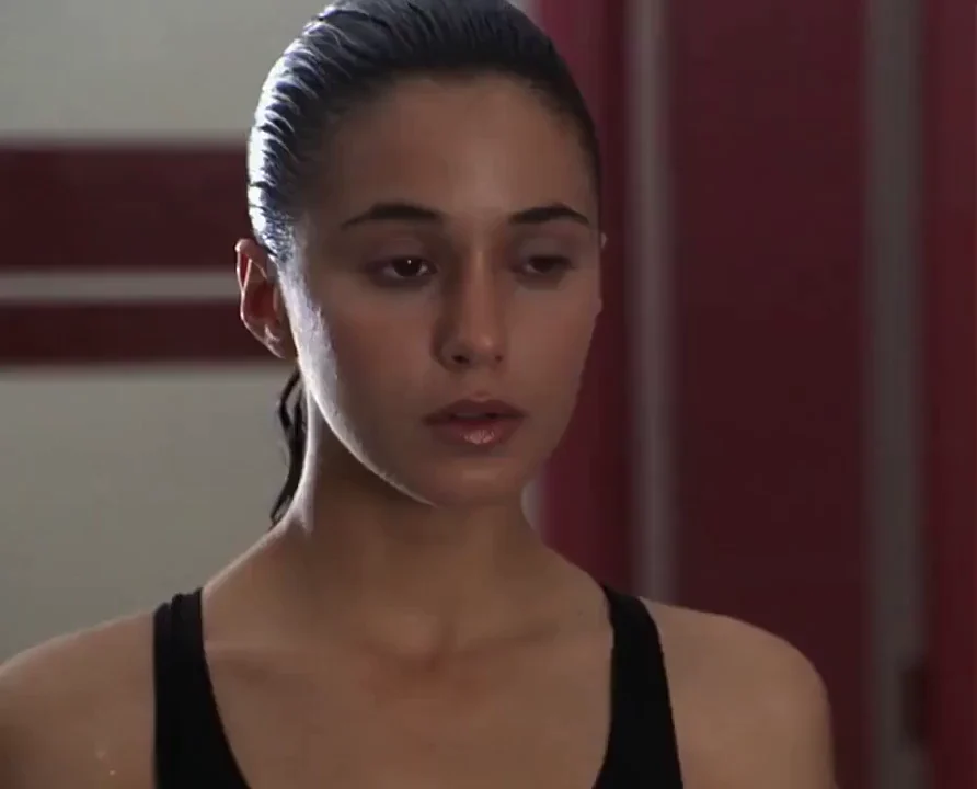 Emmanuelle Chriqui | Scrolller