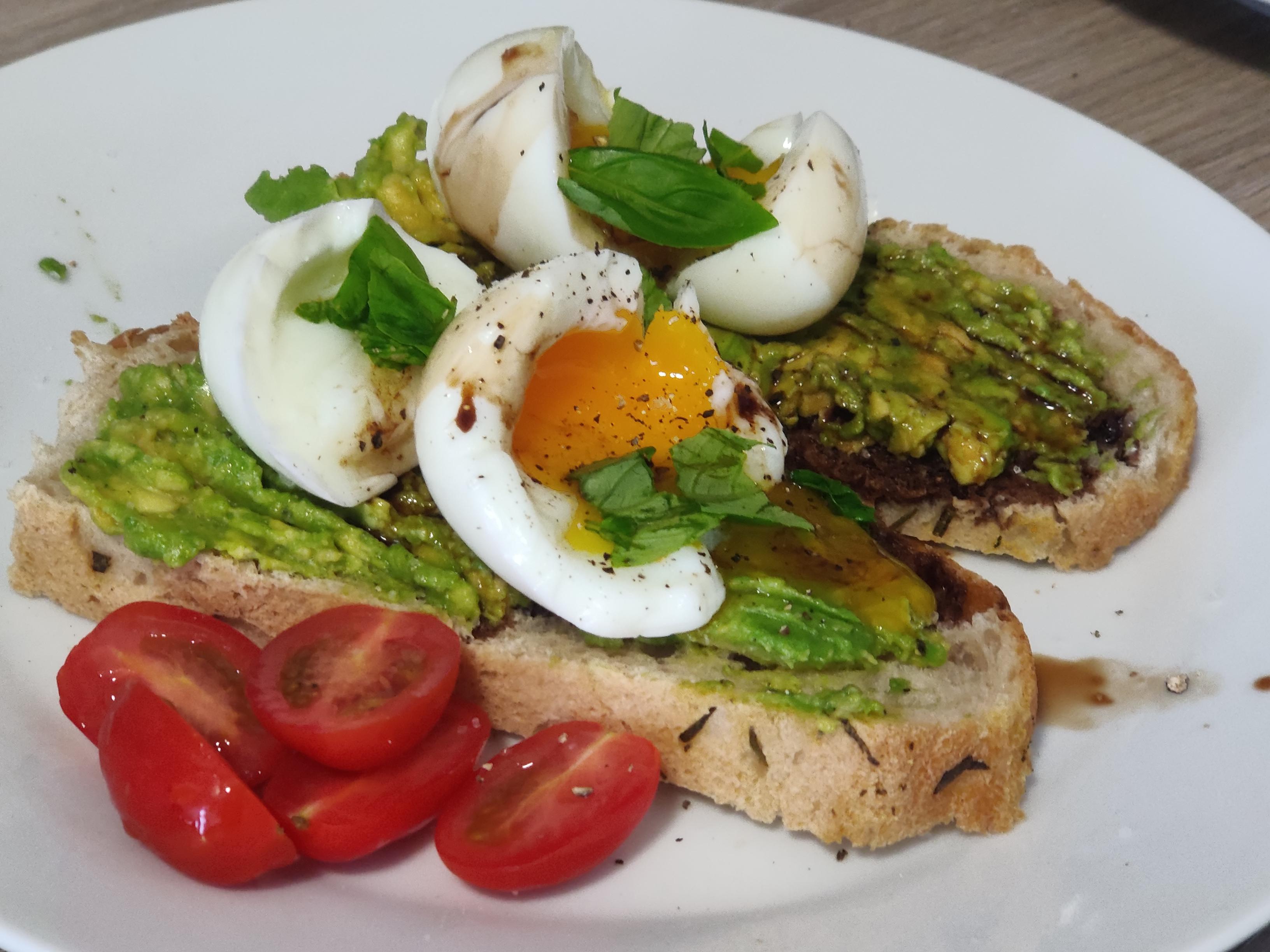 [Homemade] Avocado on Toast | Scrolller