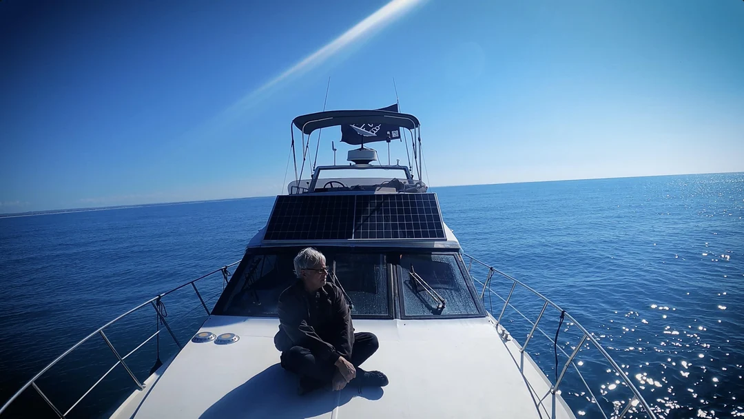 Contemplating life in the middle of The Med. | Scrolller