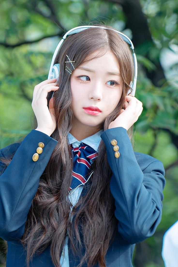 TripleS EVOLution - Debut Mini Album : (MUJUK) (MELON Jacket Behind Images #1) | Scrolller