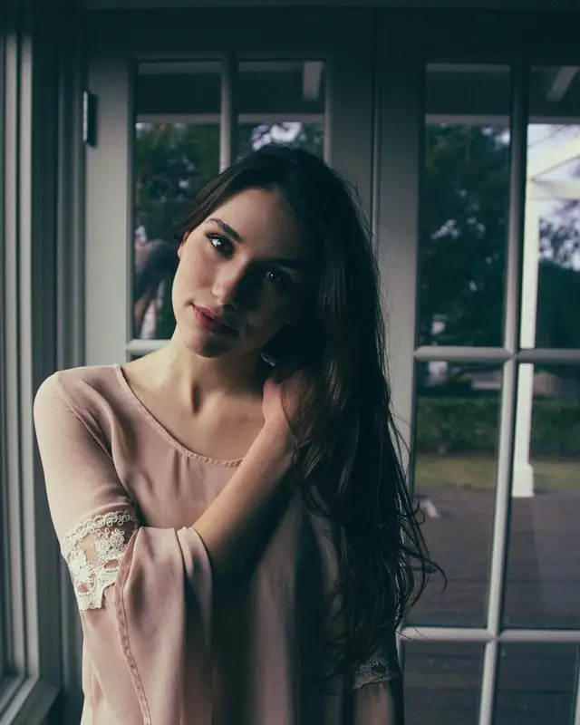 Grace Caroline Currey | Scrolller