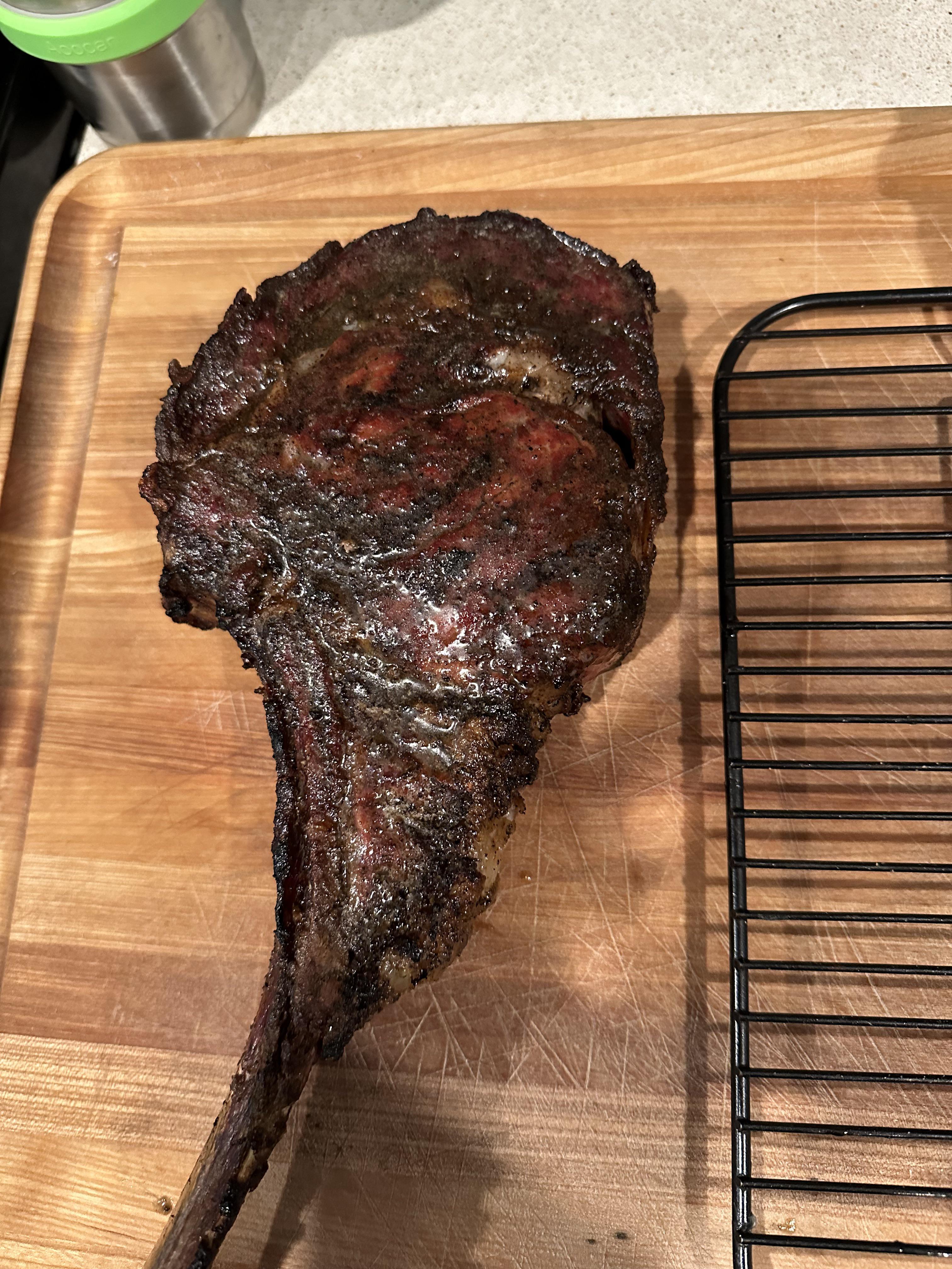 Tomahawk on the grill | Scrolller