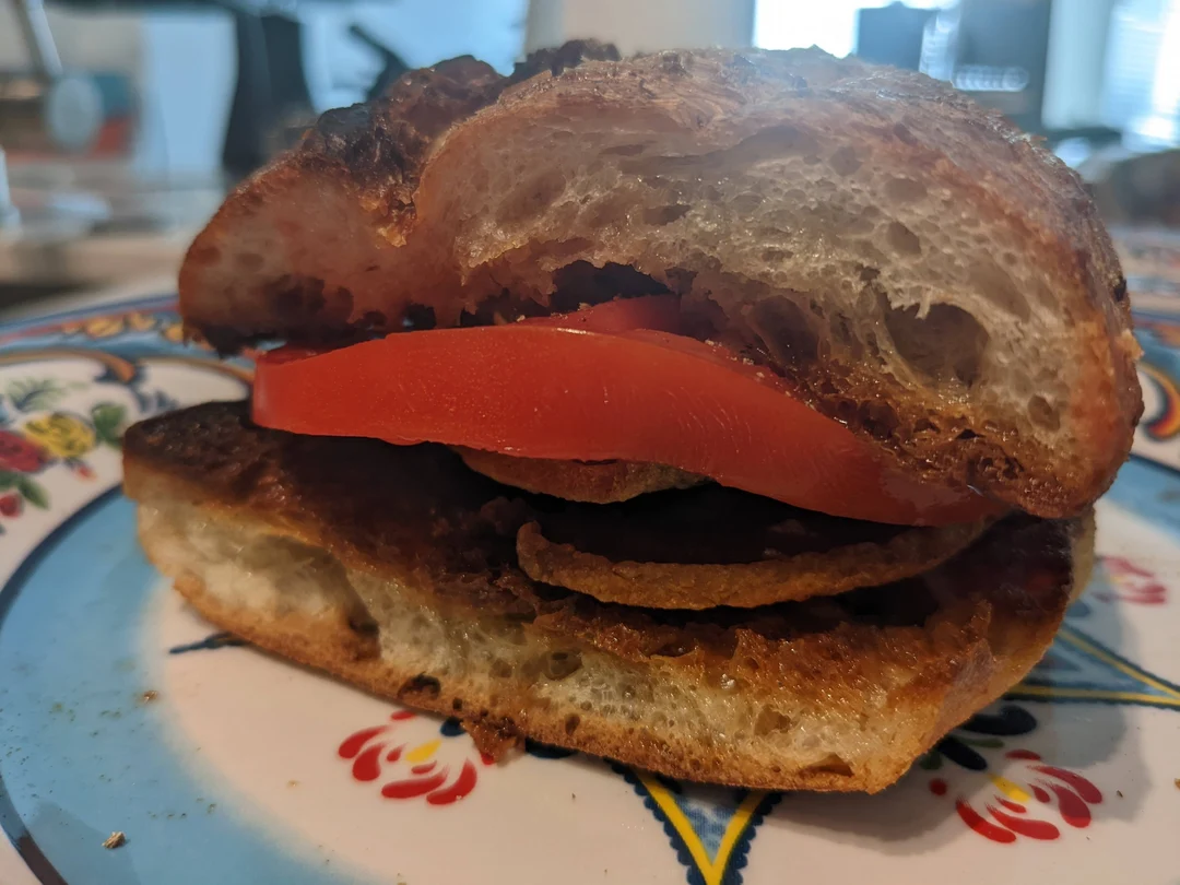Bacon Tomato Deluxe | Scrolller