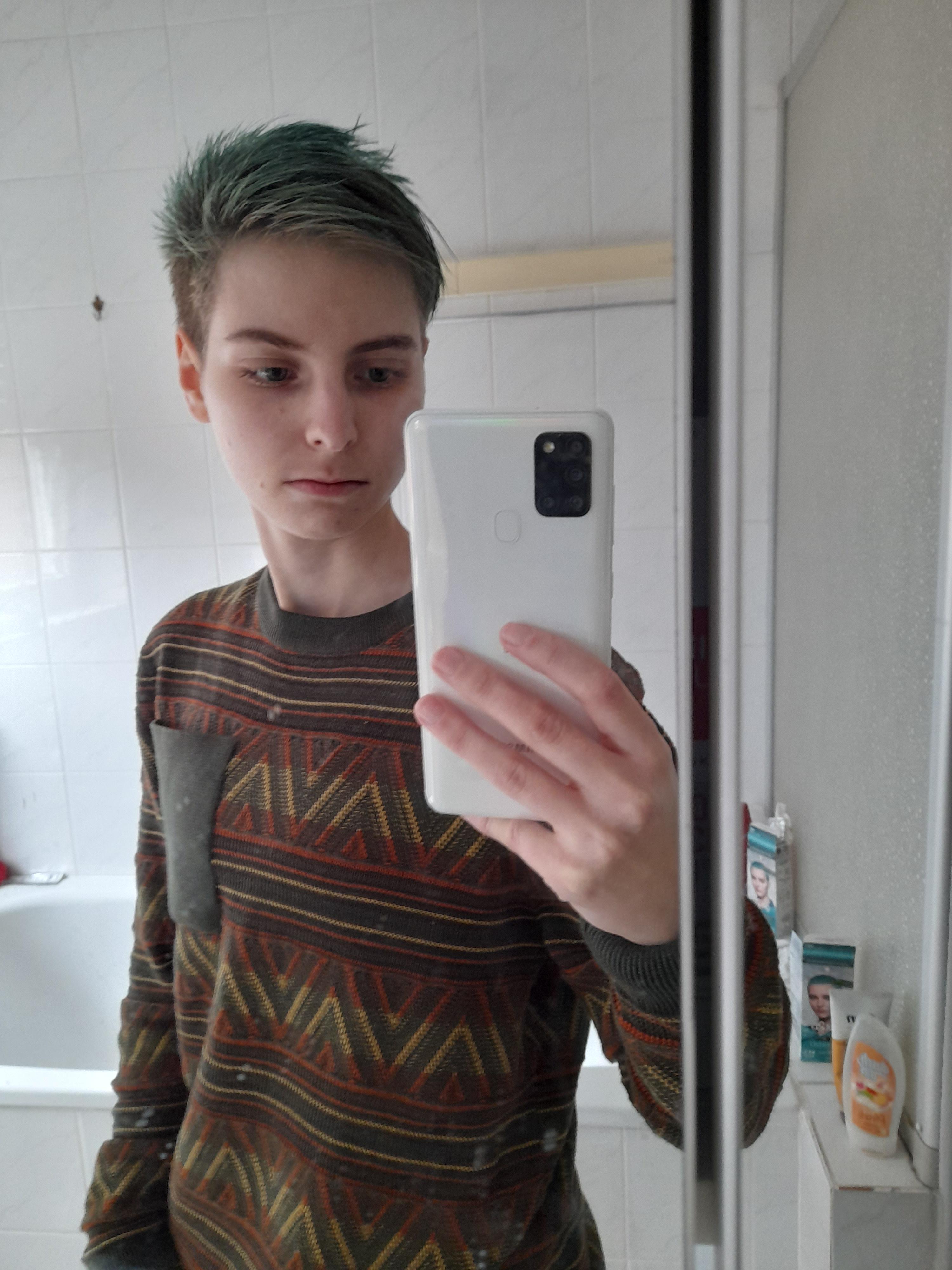 Love how masculine I look like (without T) | Scrolller