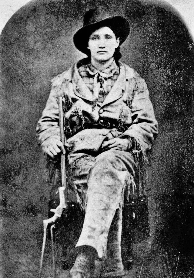 Martha Cannary a.k.a. Calamity Jane sitting like a total badass. Corca 1870s {600x800} | Scrolller
