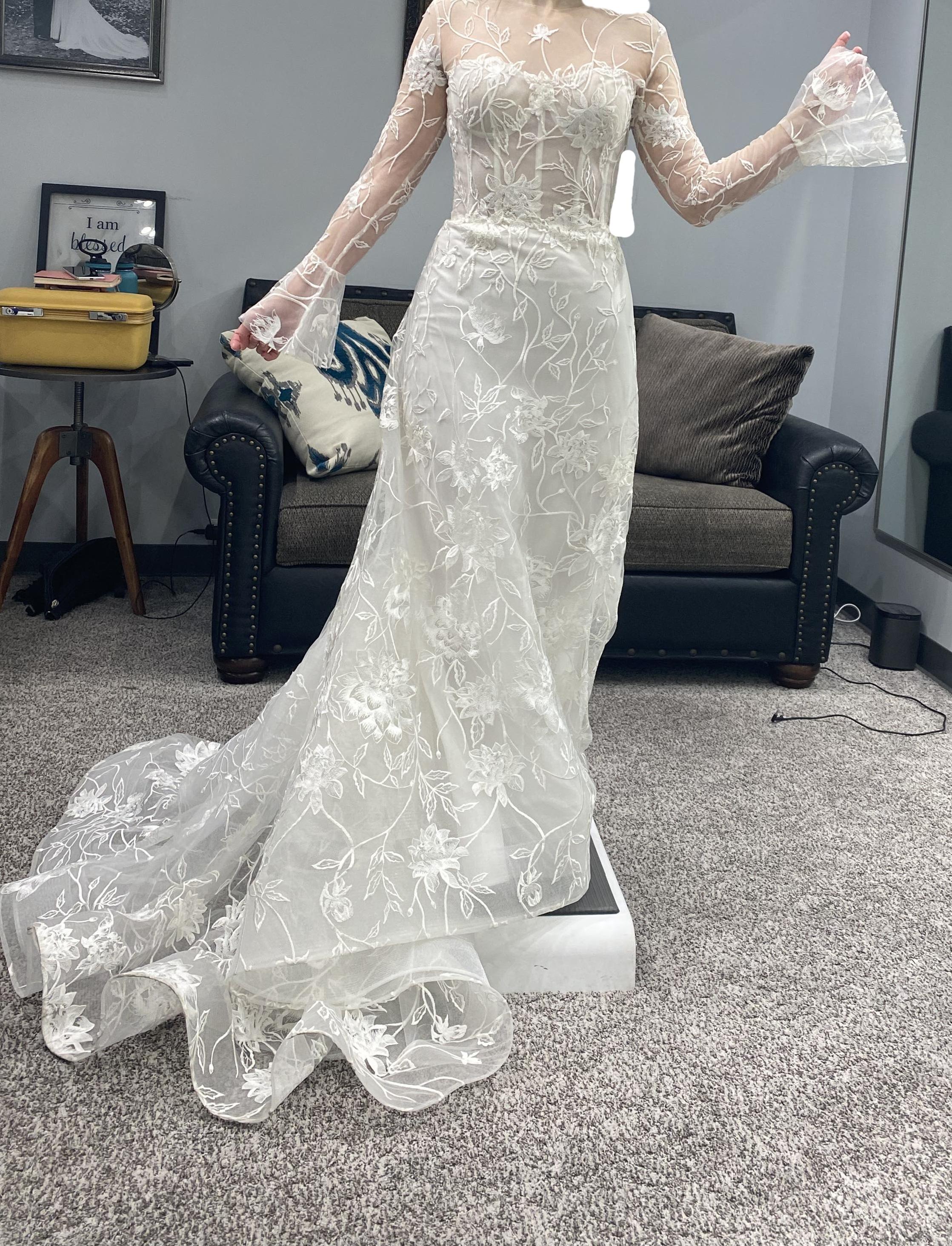 final dress decision | Scrolller