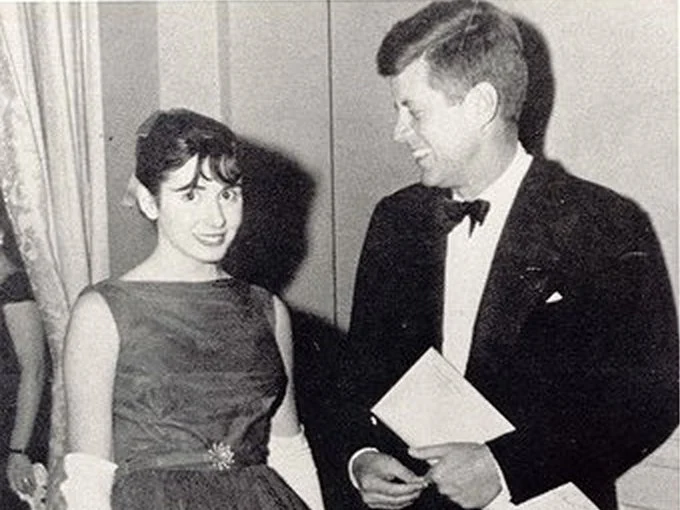 Nancy Pelosi And JFK, 1960 | Scrolller