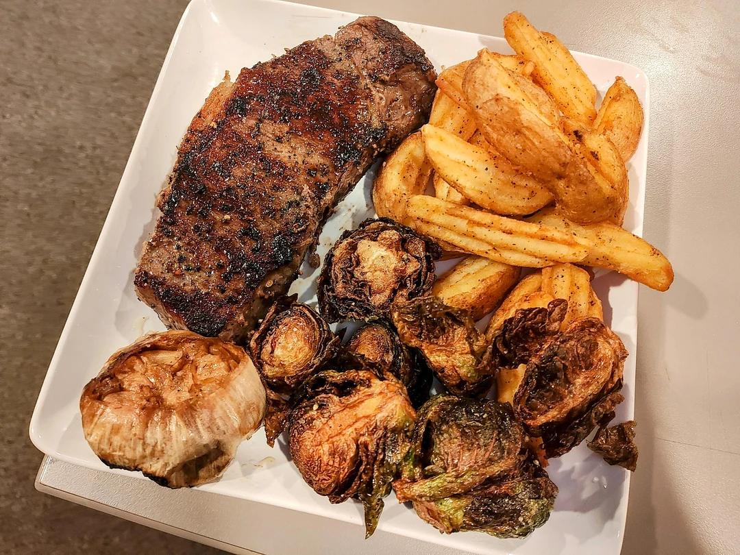 Attempted to reverse sear a prime strip in a toaster oven at the office 😅 | Scrolller