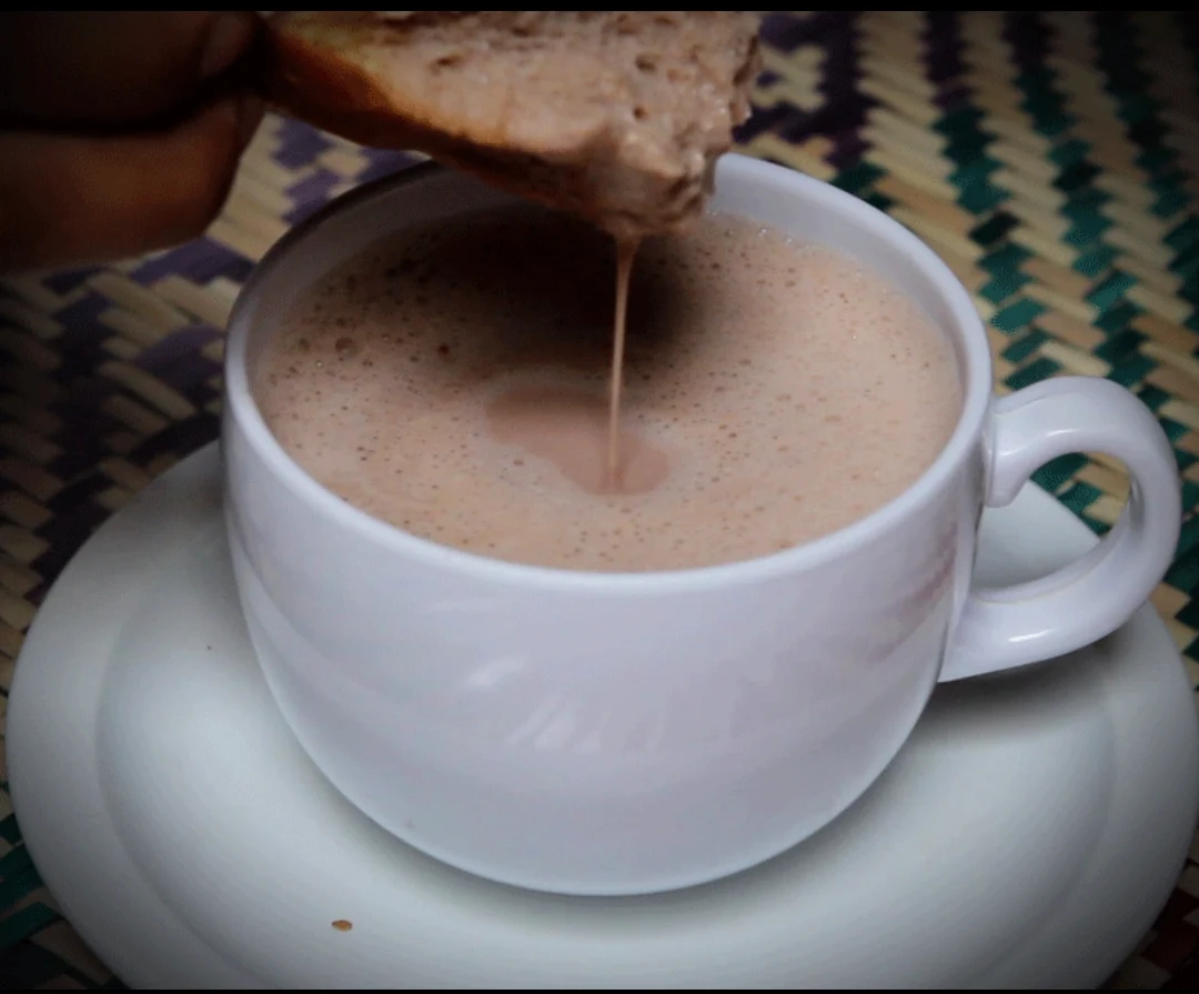 does anyone else dip bread into their hot chocolate? | Scrolller