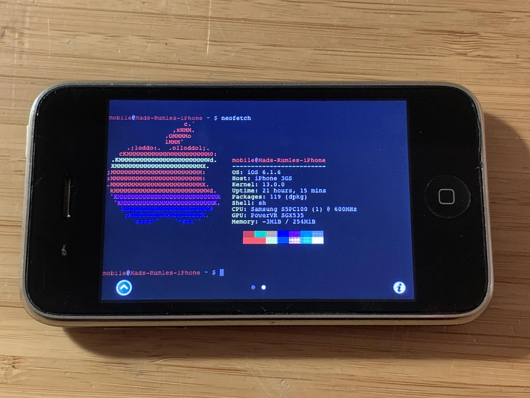 [iPhone] Just riced my new hardware | Scrolller