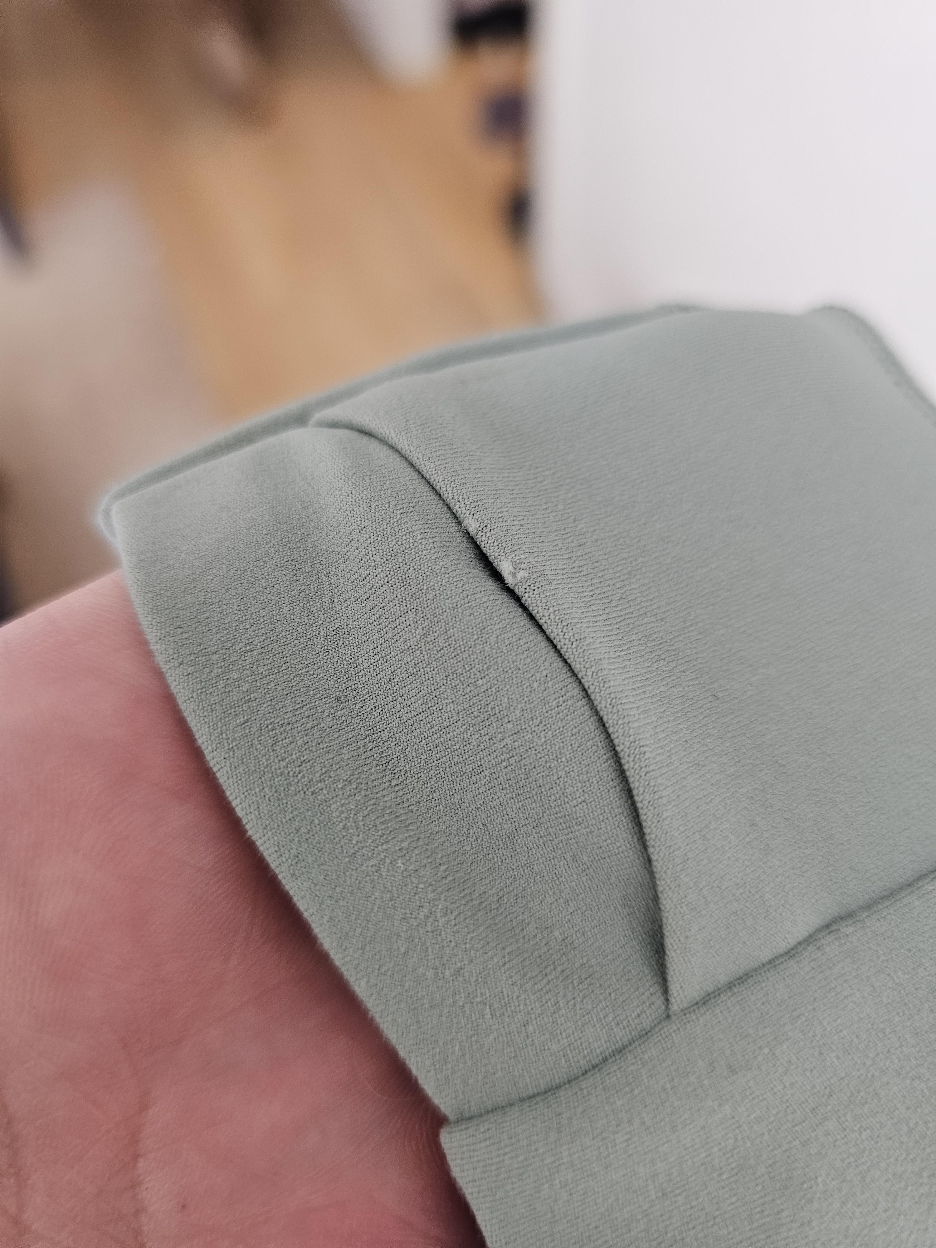 Does this size look correct? Also quality question. | Scrolller