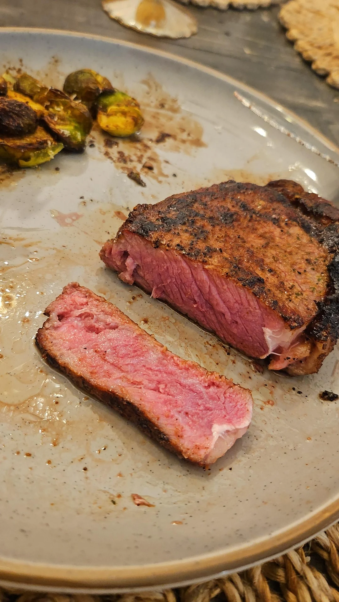 Finally got a meat thermometer and tried a reverse sear, how'd I do? | Scrolller