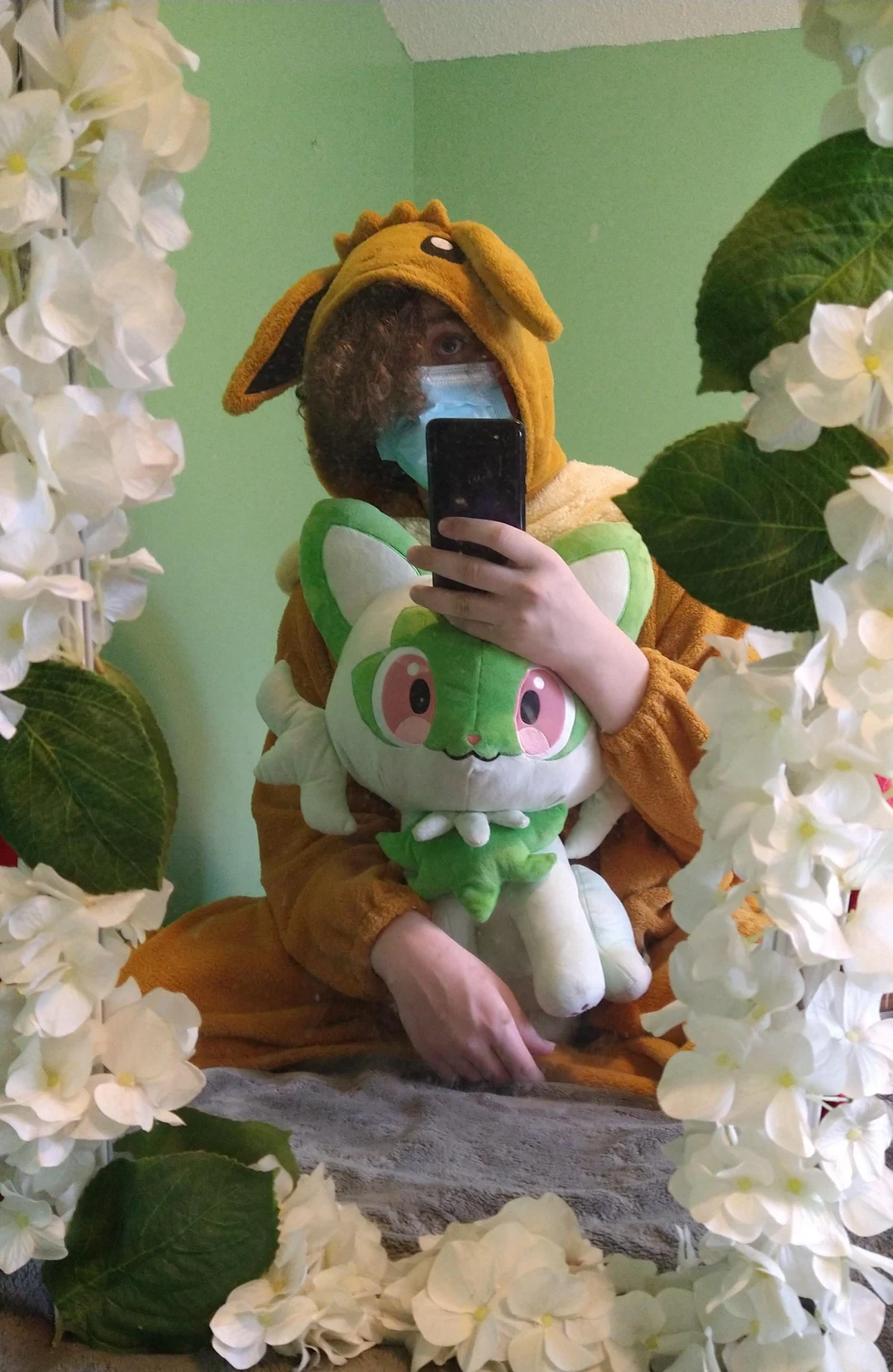 Thought this eevee onesie was cute | Scrolller