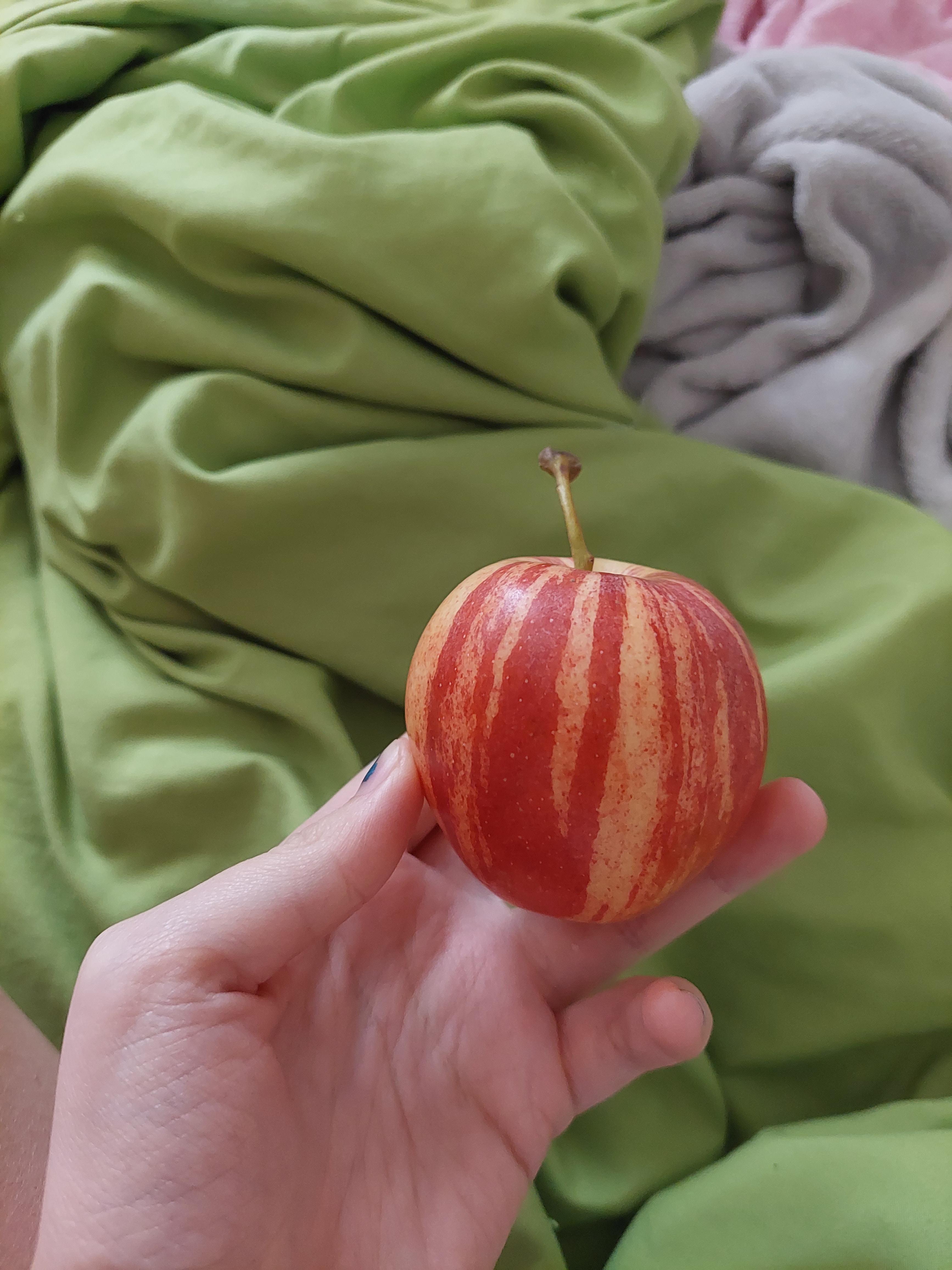 Stripped apple | Scrolller