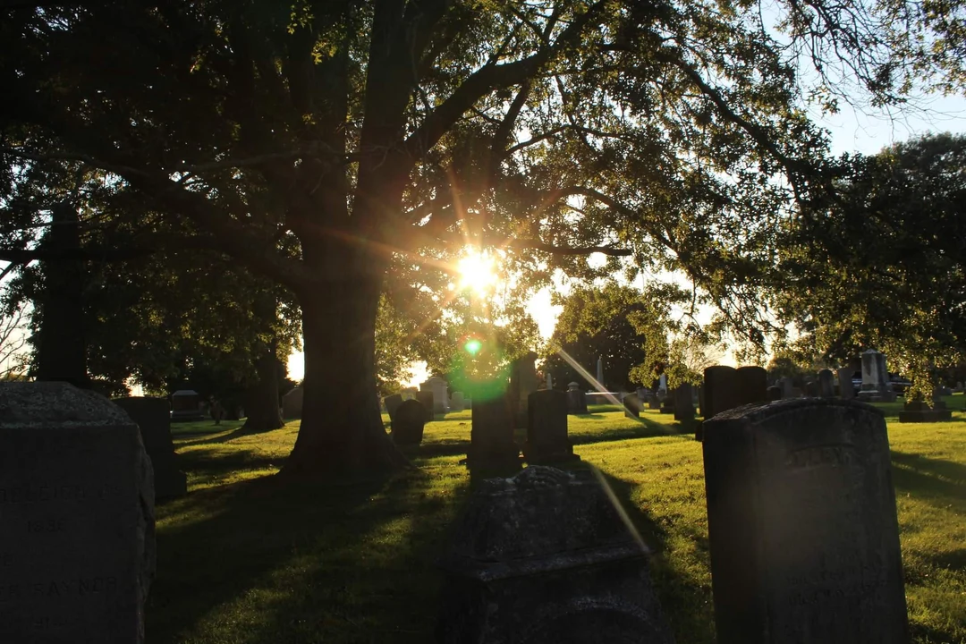 Historic Cemetery of Newport, Rhode Island | Scrolller