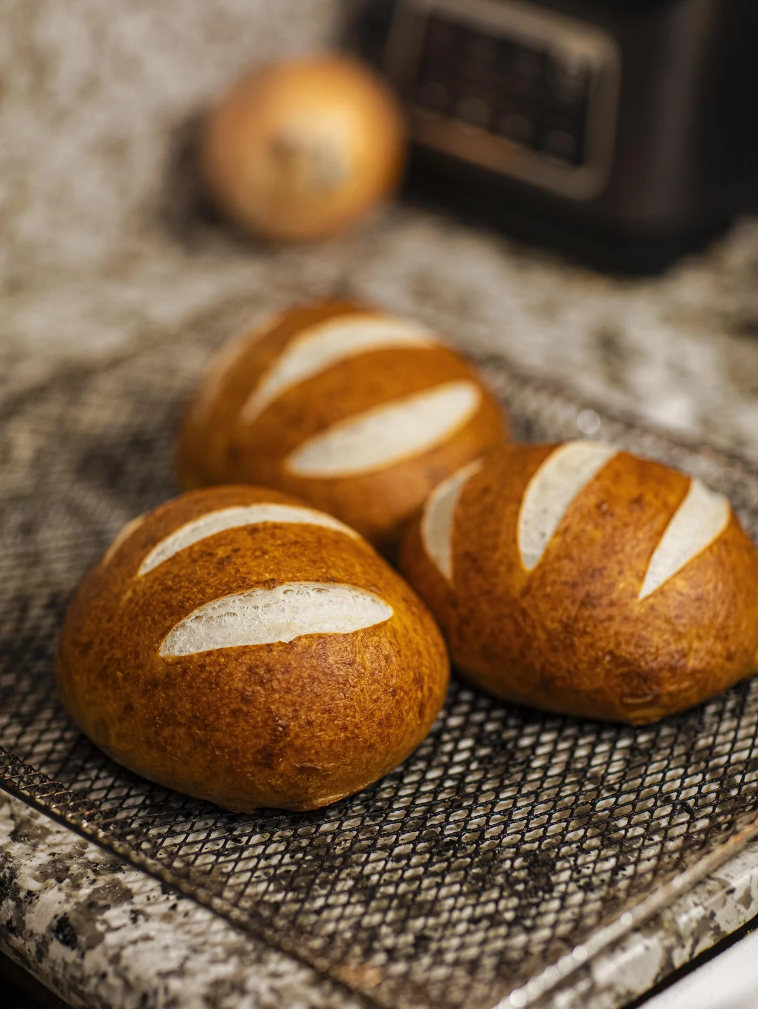 Sourdough Pretzel Buns | Scrolller