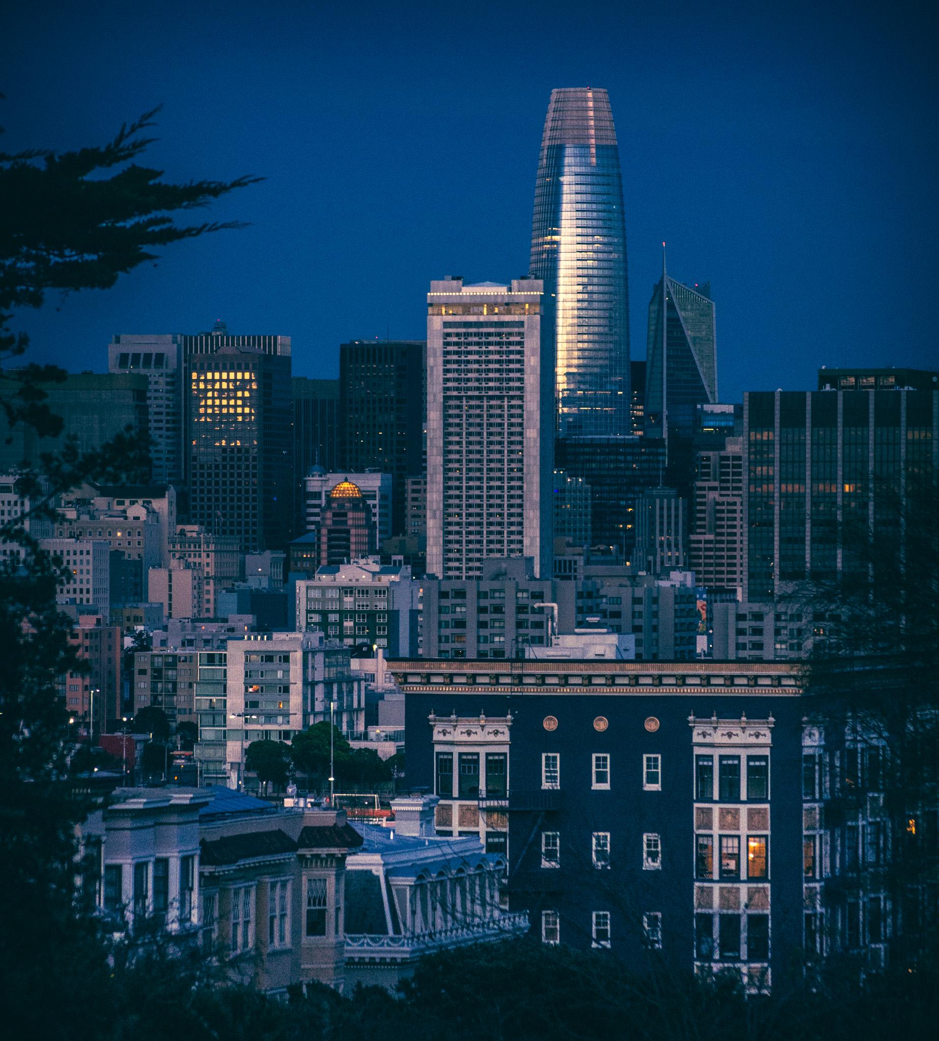 Salesforce Tower, San Francisco (OC) | Scrolller