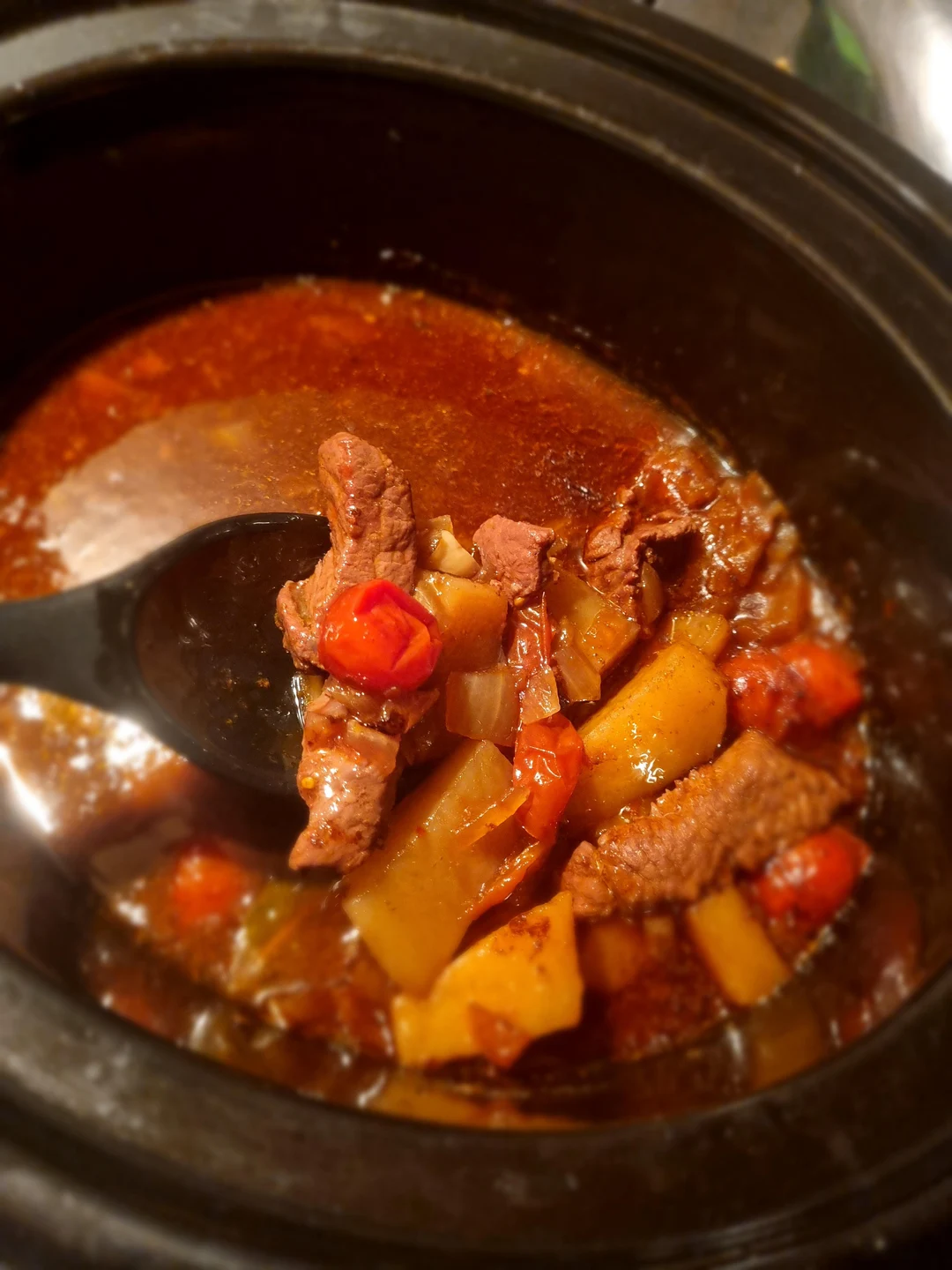 I made beef stew on slow cooker for the first time! | Scrolller