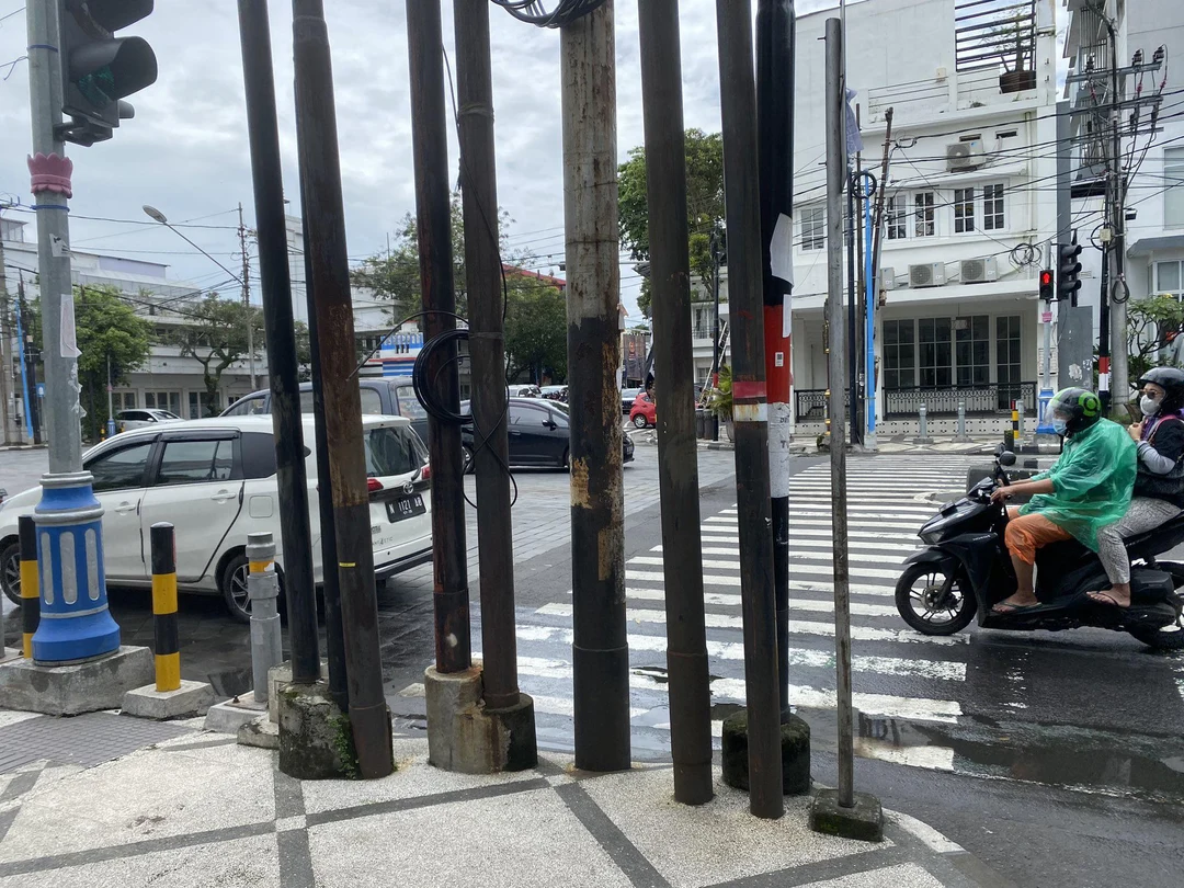 200iq design | 📍Malang | Scrolller