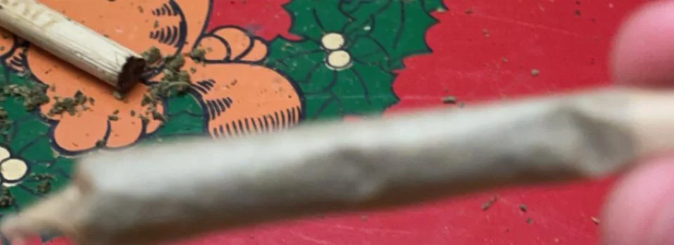 Rolled my first joint | Scrolller