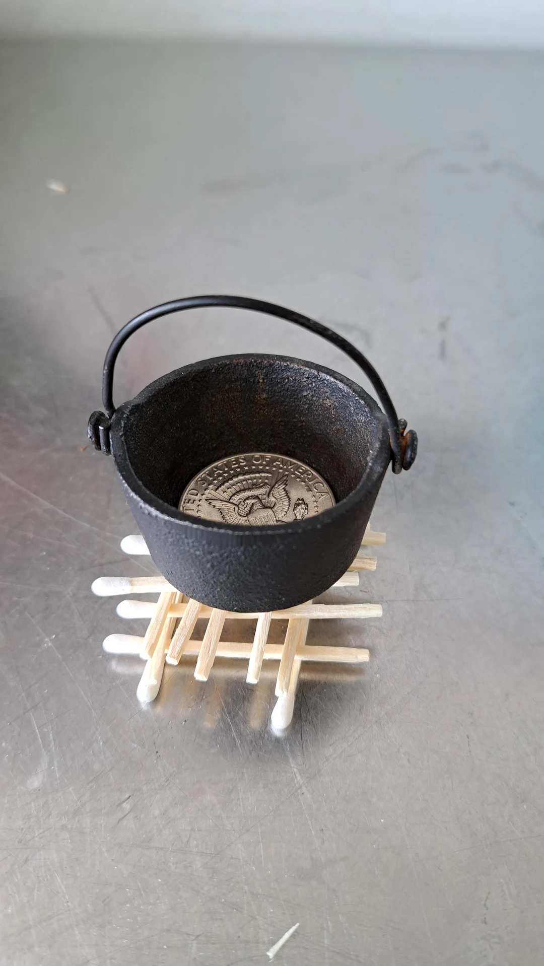 A tiny cauldron | Scrolller