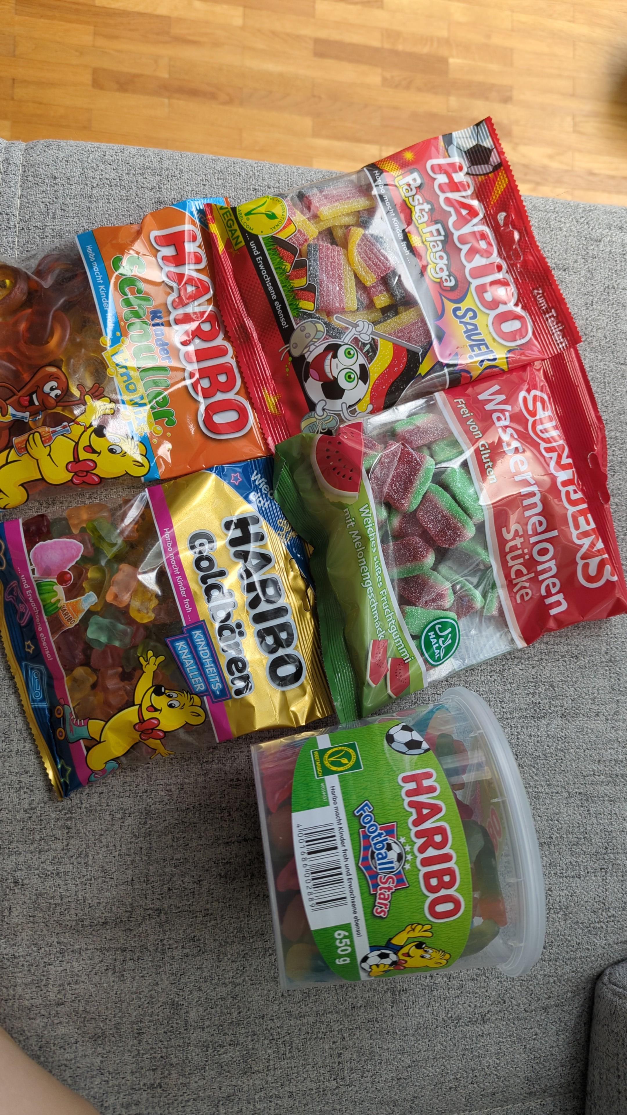 Gummy haul | Scrolller