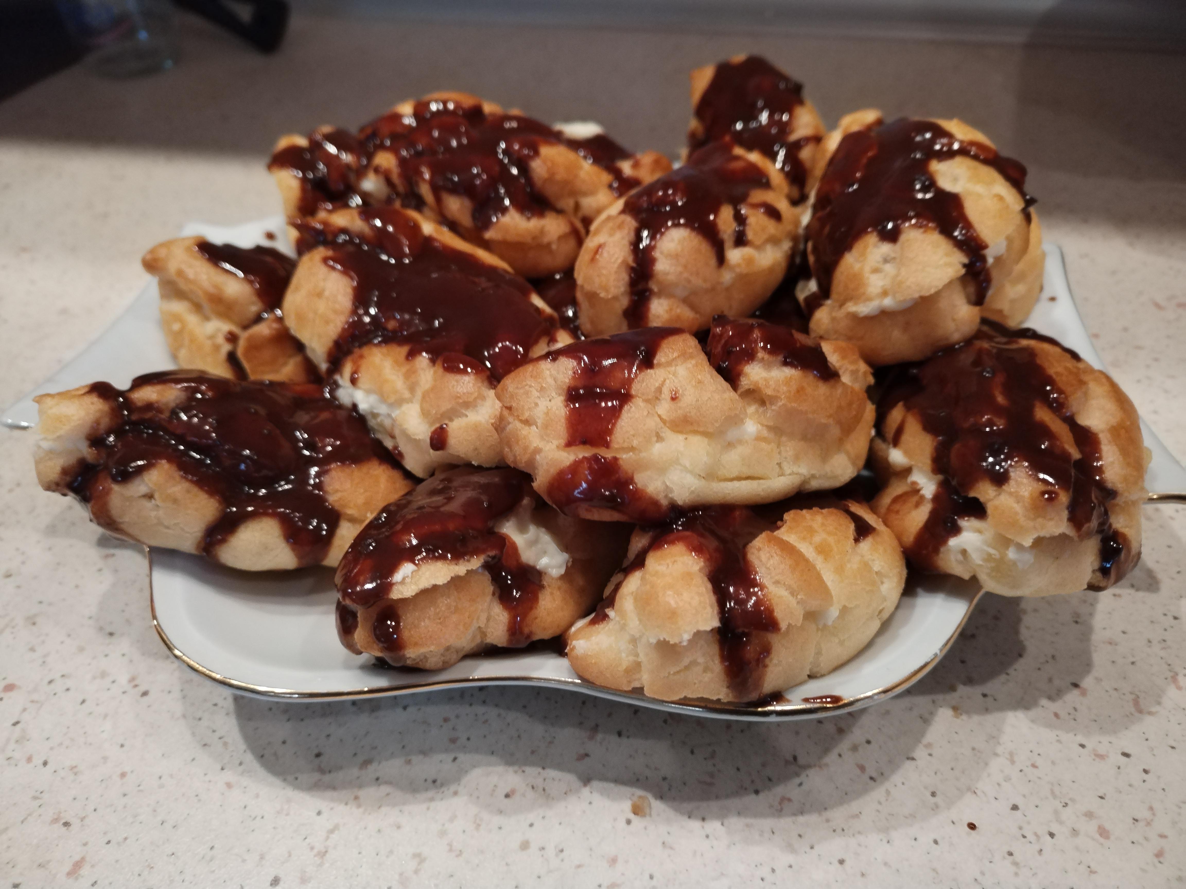 [homemade] eclairs | Scrolller