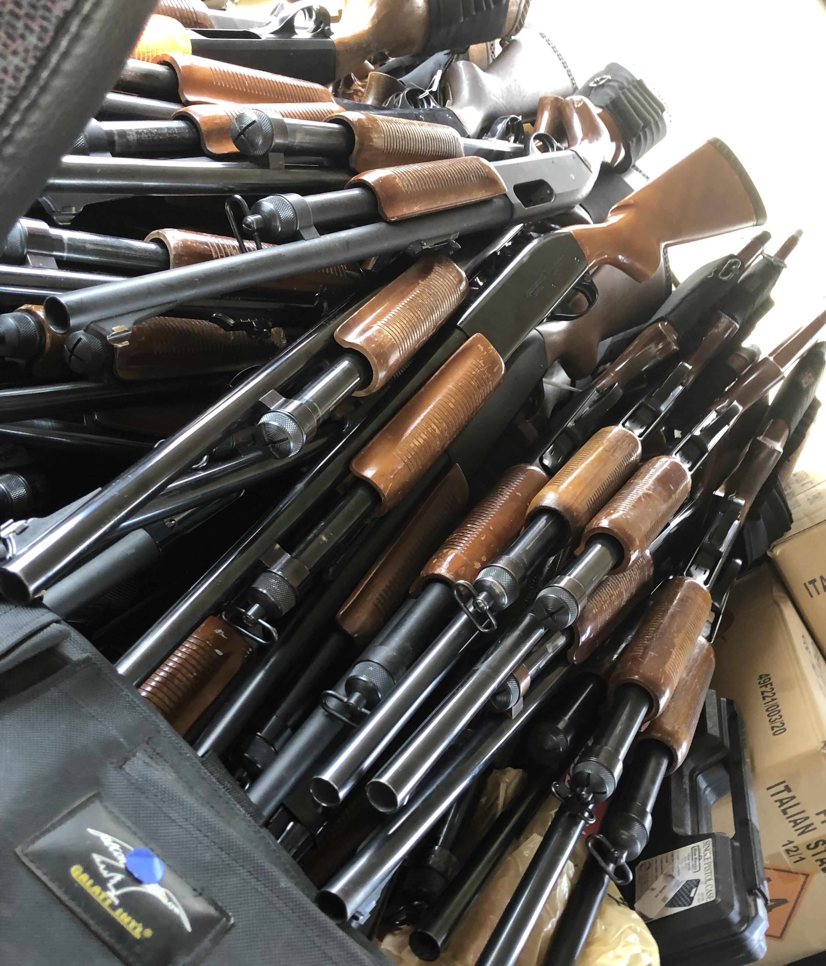 Raided an armory and all they had was these lousy 870s | Scrolller