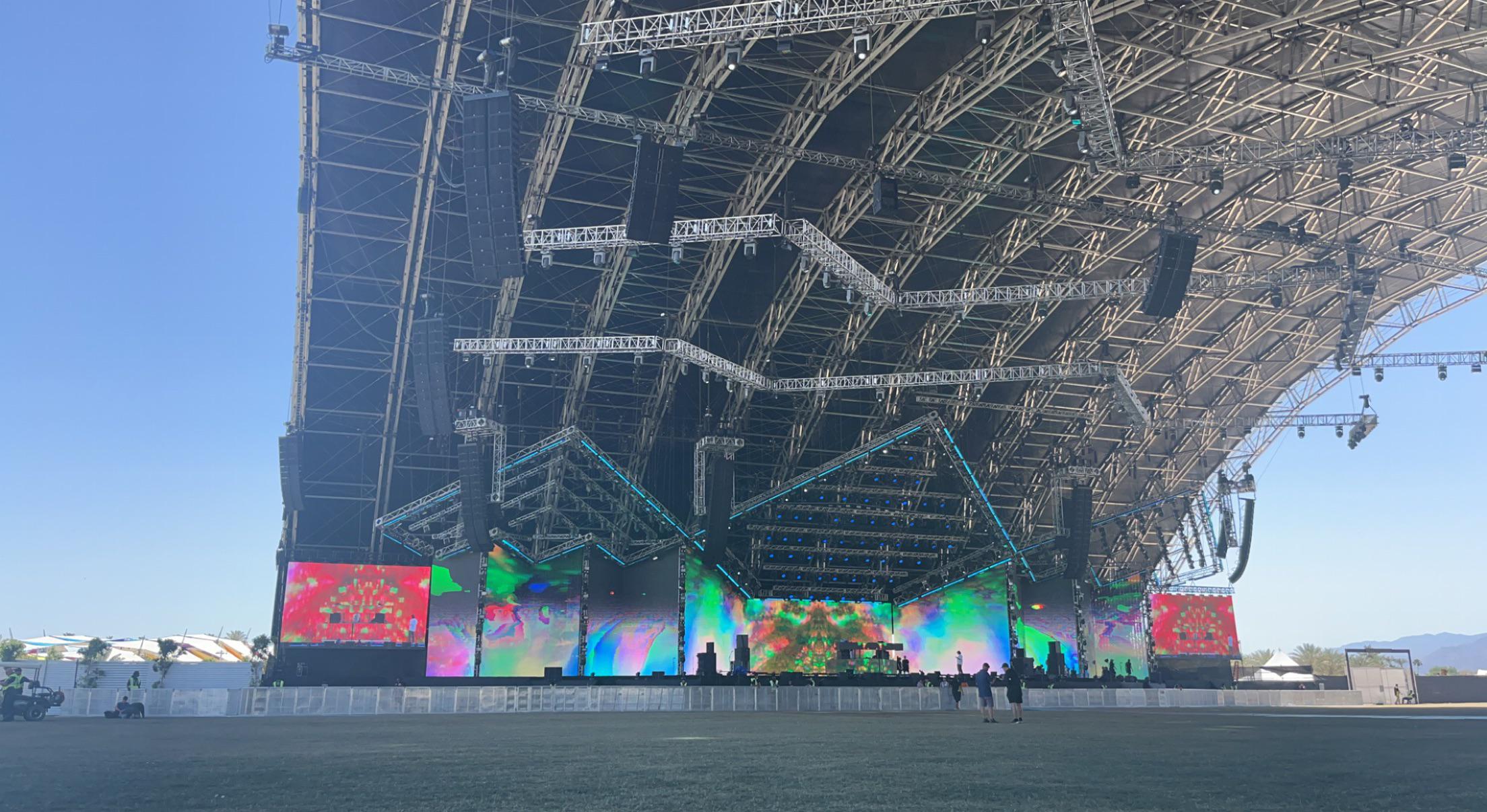 Waiting on Ye | Scrolller