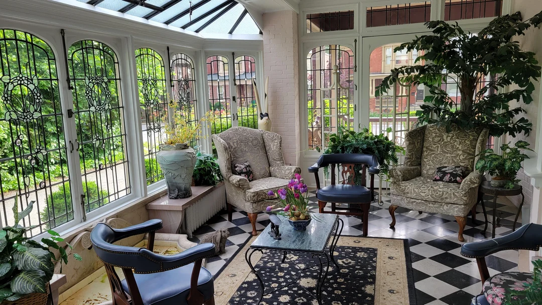 My therapist's waiting room. | Scrolller