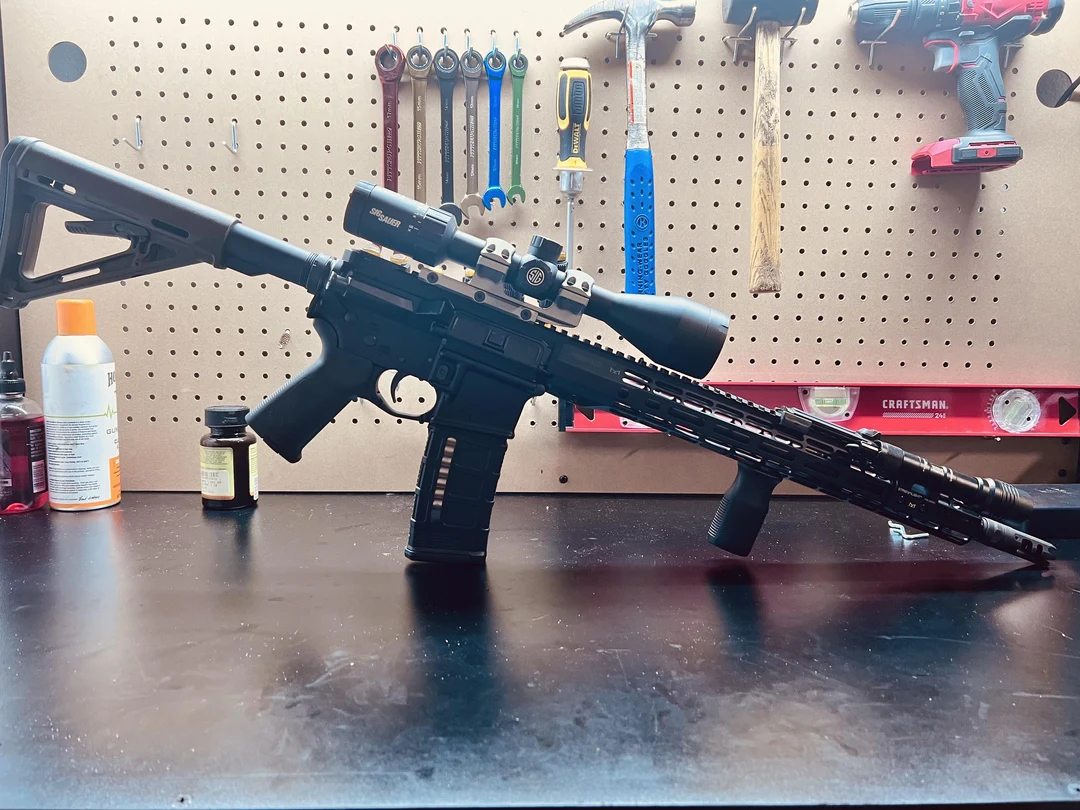 Love hate relationship | Scrolller