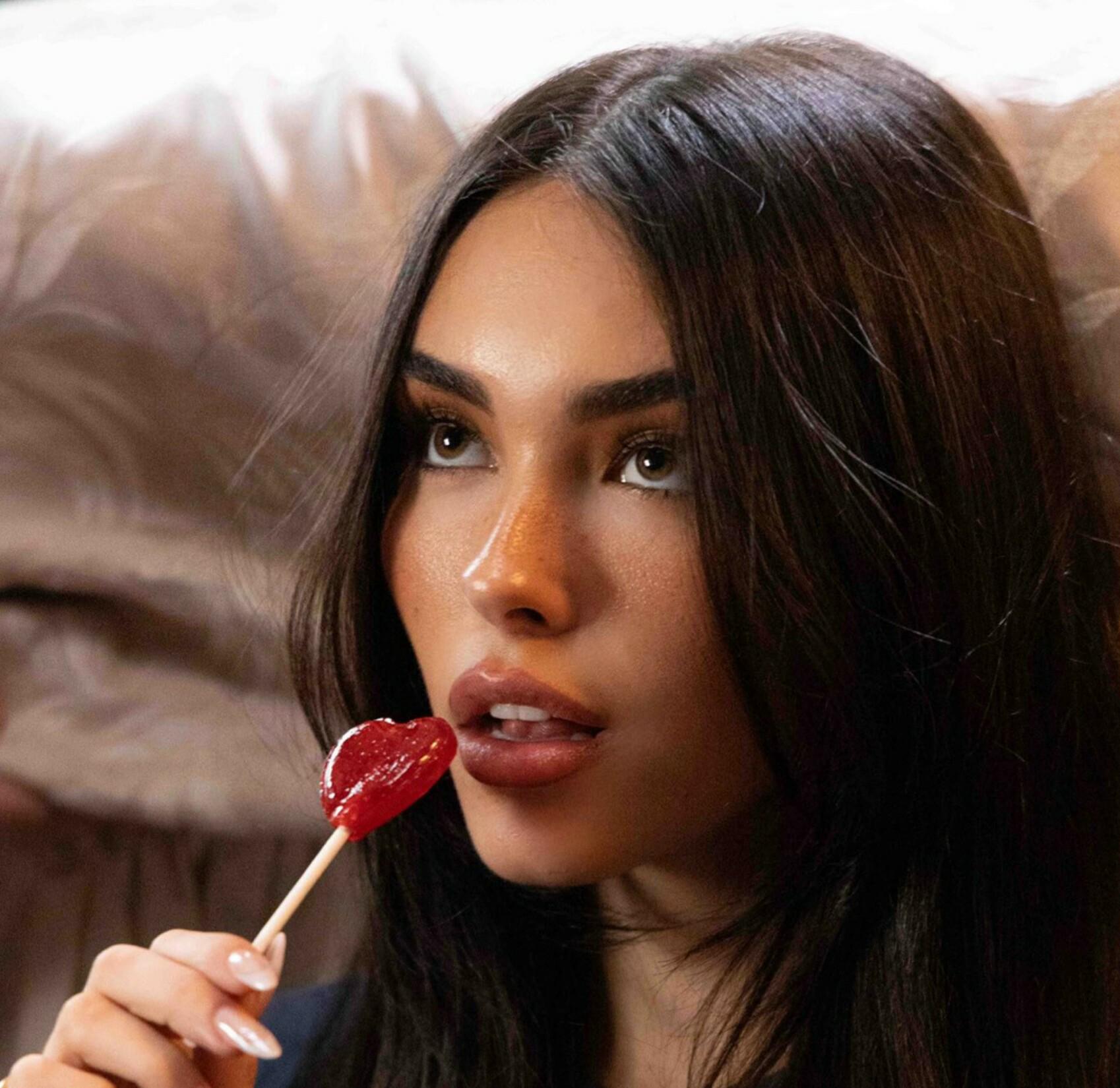 Madison Beer | Scrolller