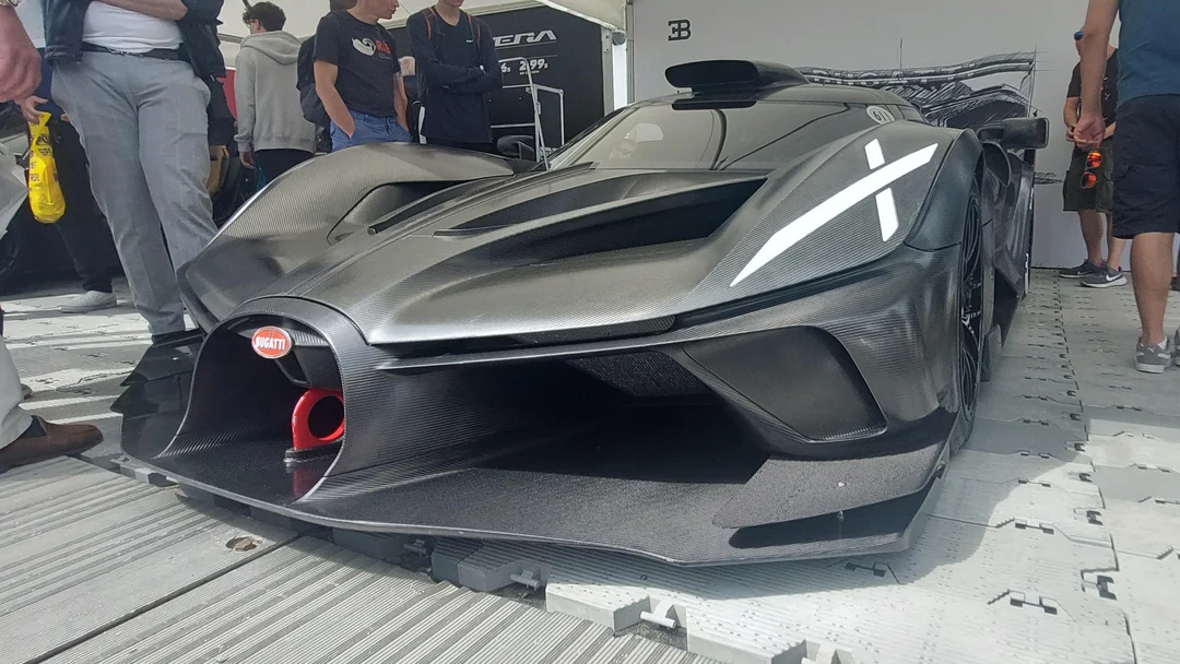 Bugatti Bolide [2706x1523] | Scrolller