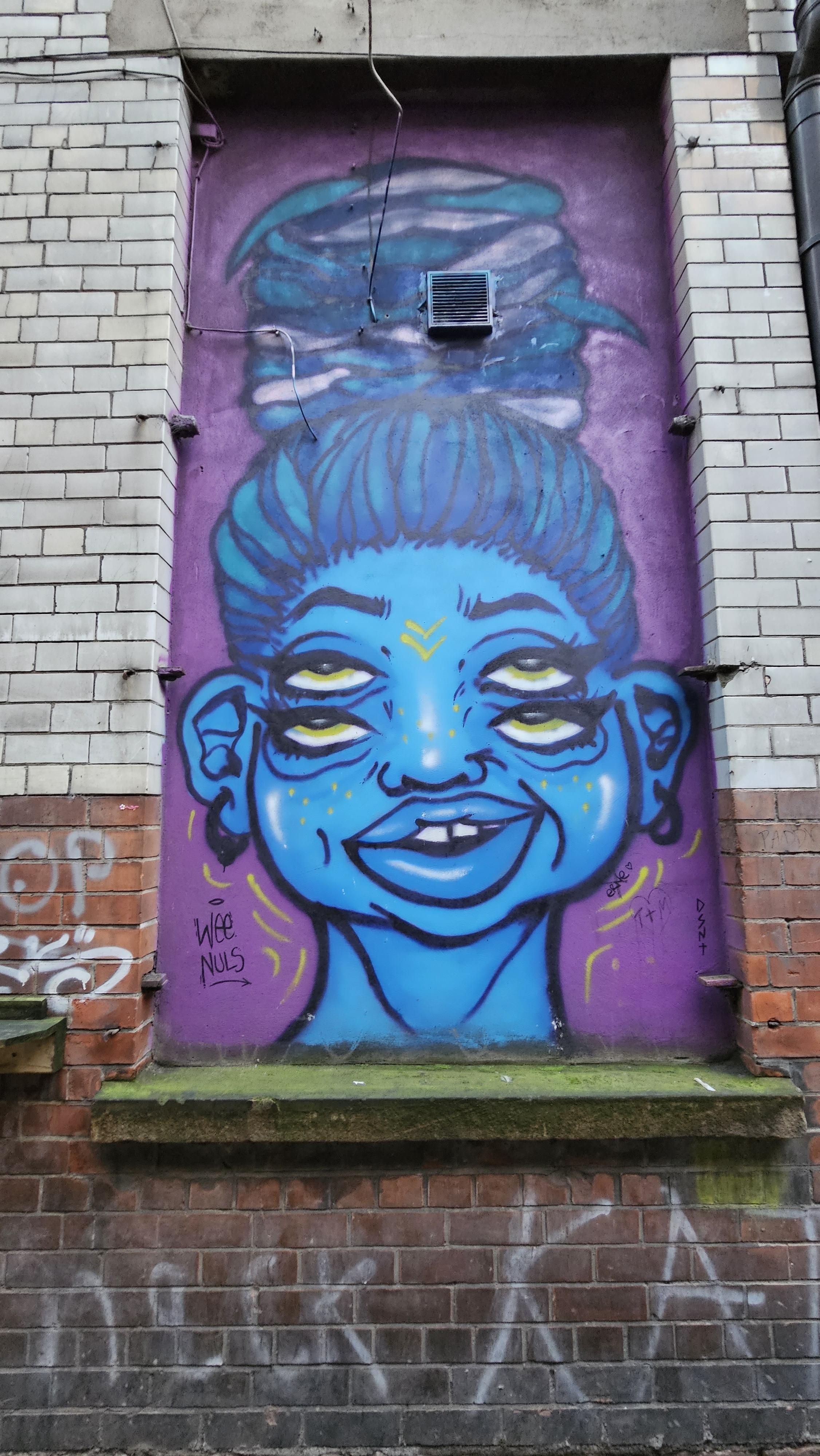 Belfast 42 | Scrolller