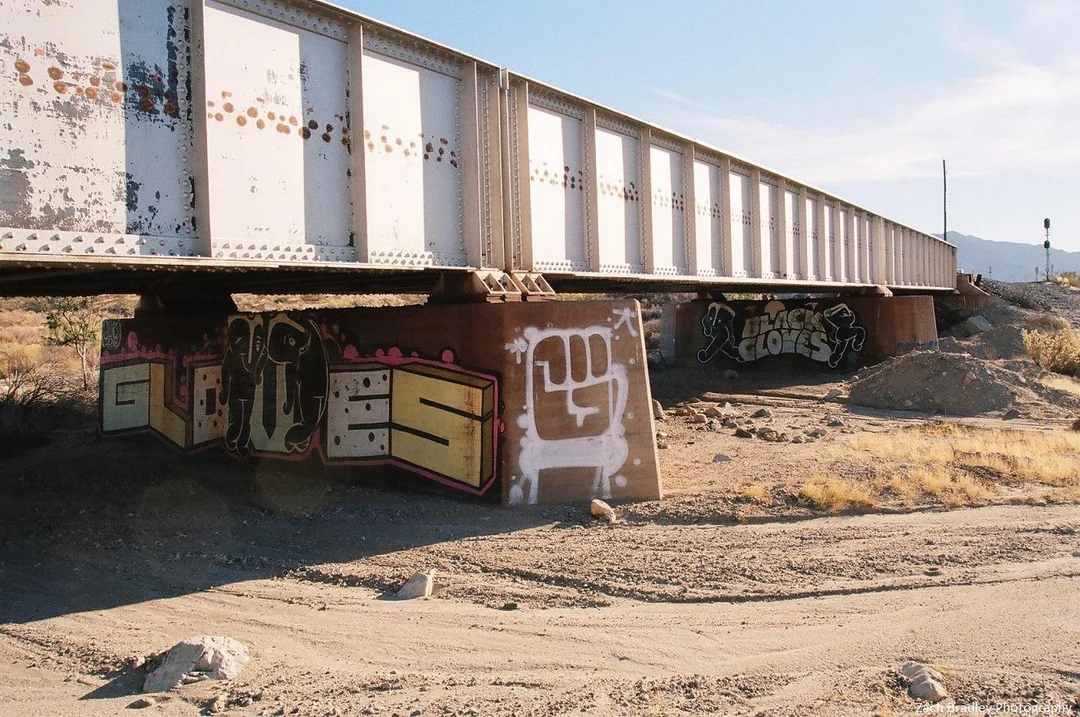 Under the bridge | Scrolller