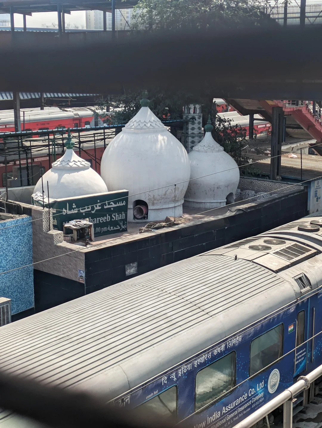 What's this on Pf.No.:3 at New Delhi Railway Station!? | Scrolller
