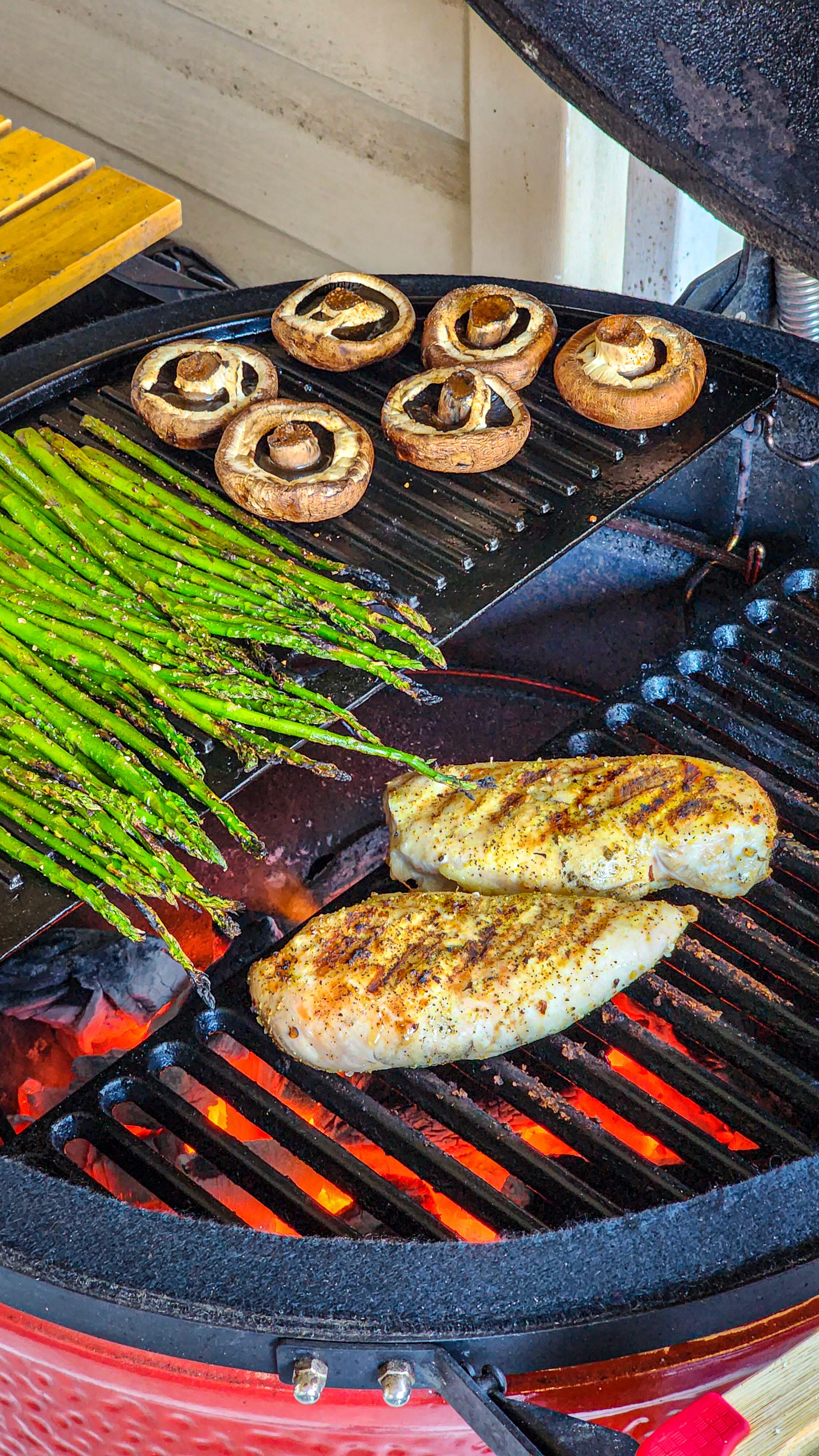 Discover more like Grilling: Chicken breast with vegetables and Related Content | Scrolller