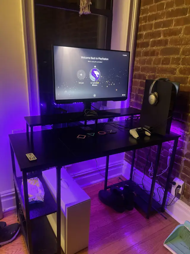 Light the MF’n Beam!! | Scrolller