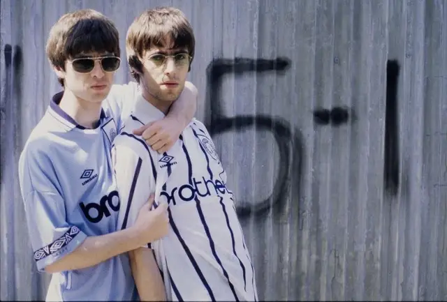 Noel and Liam Gallagher. 90s | Scrolller