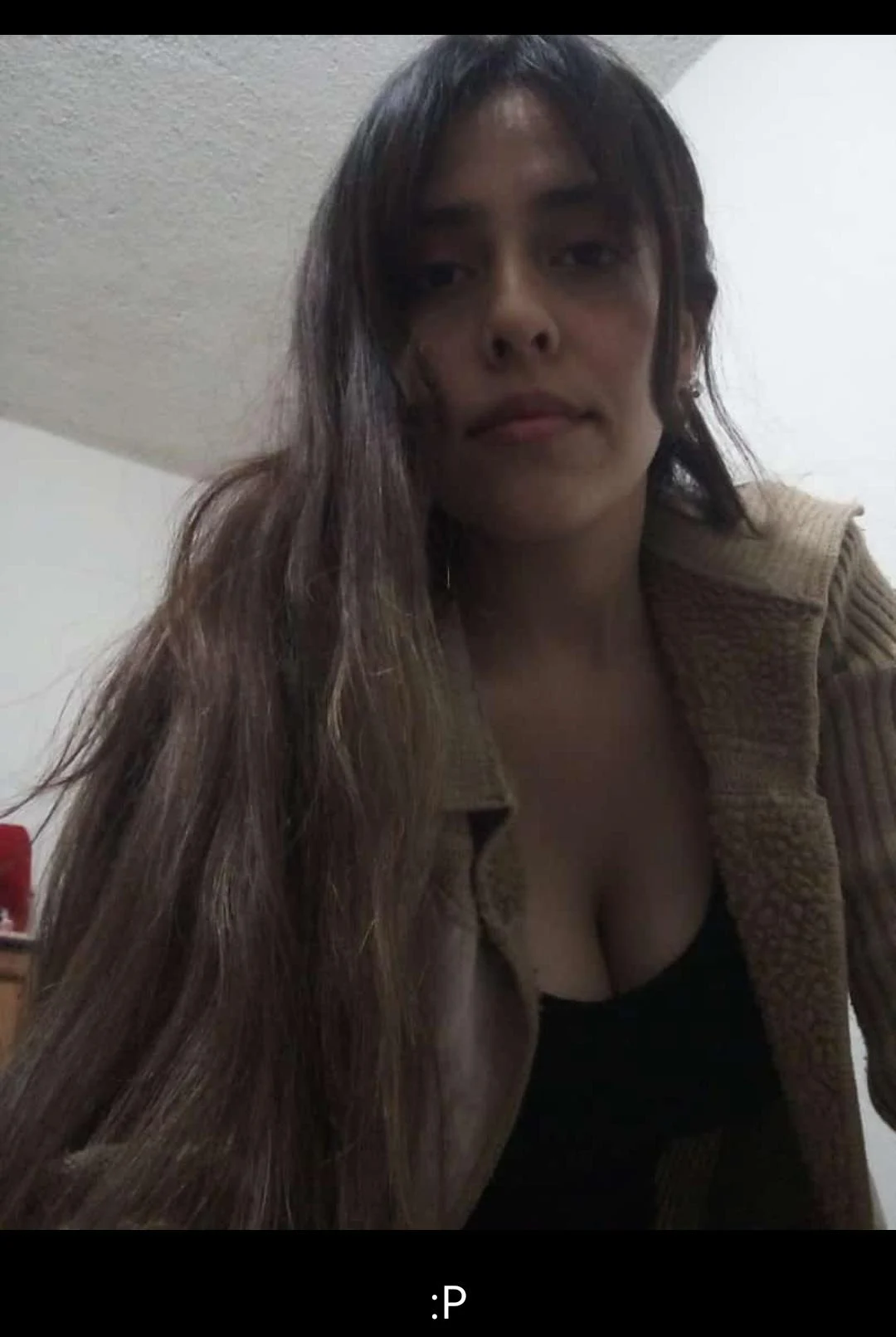 She can't hide | Scrolller