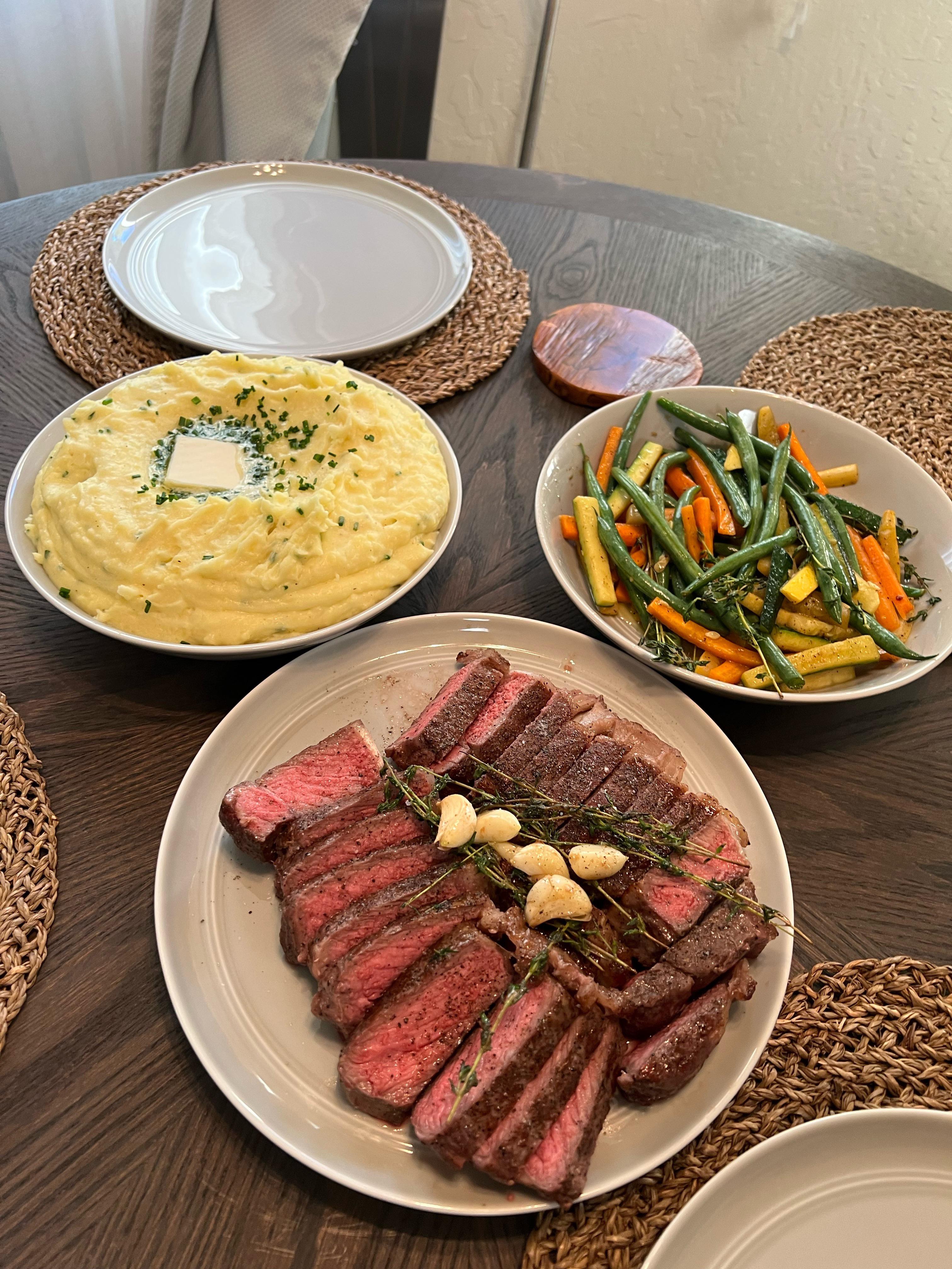 [homemade] NY Strip with yukon mash potatoes | Scrolller
