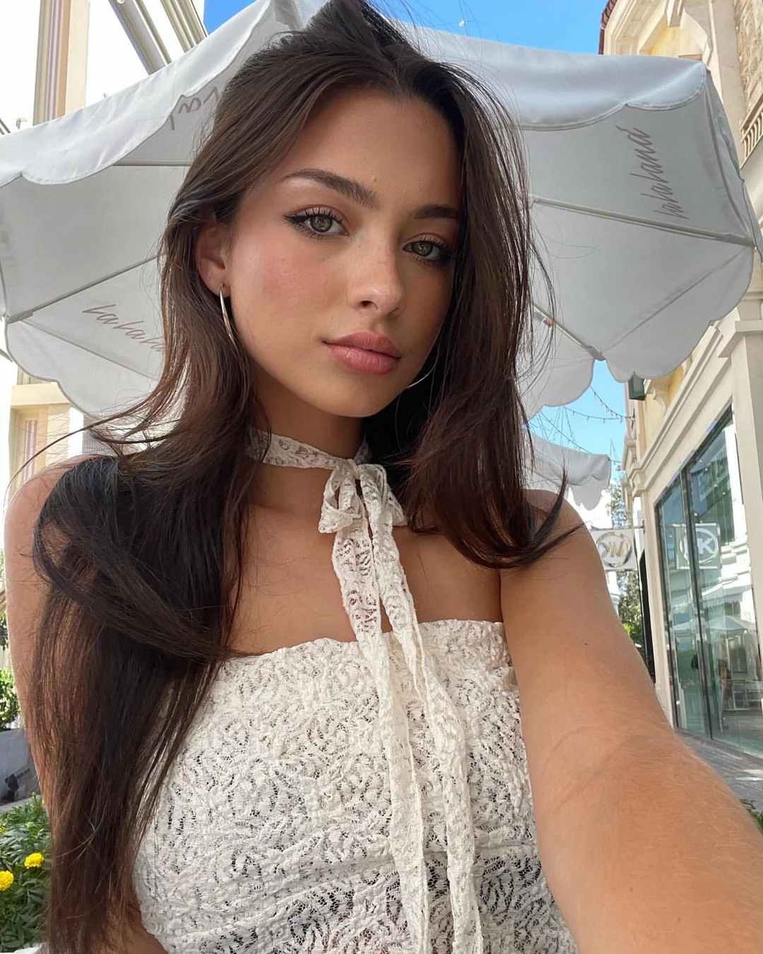 Mishka Silva | Scrolller