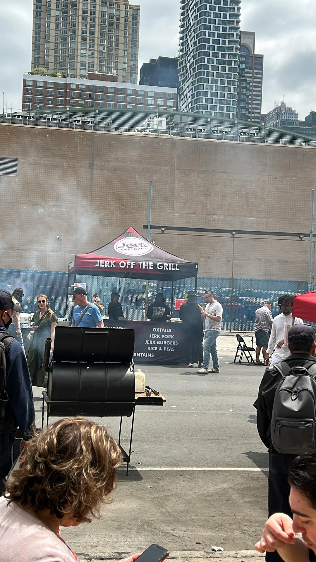 Jerk off the grill | Scrolller