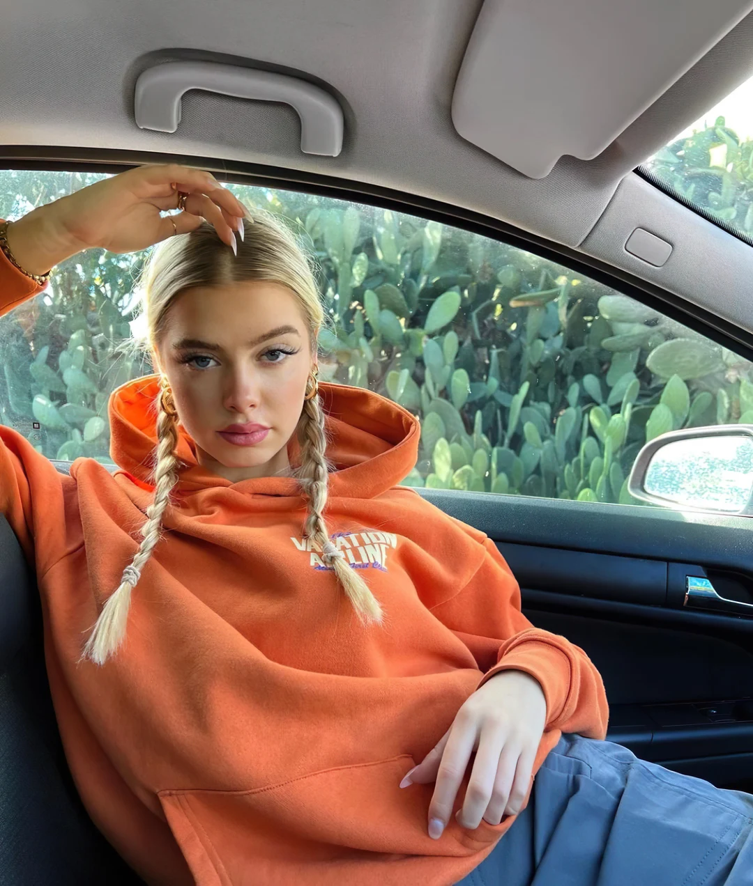 Grace Meredith | Scrolller