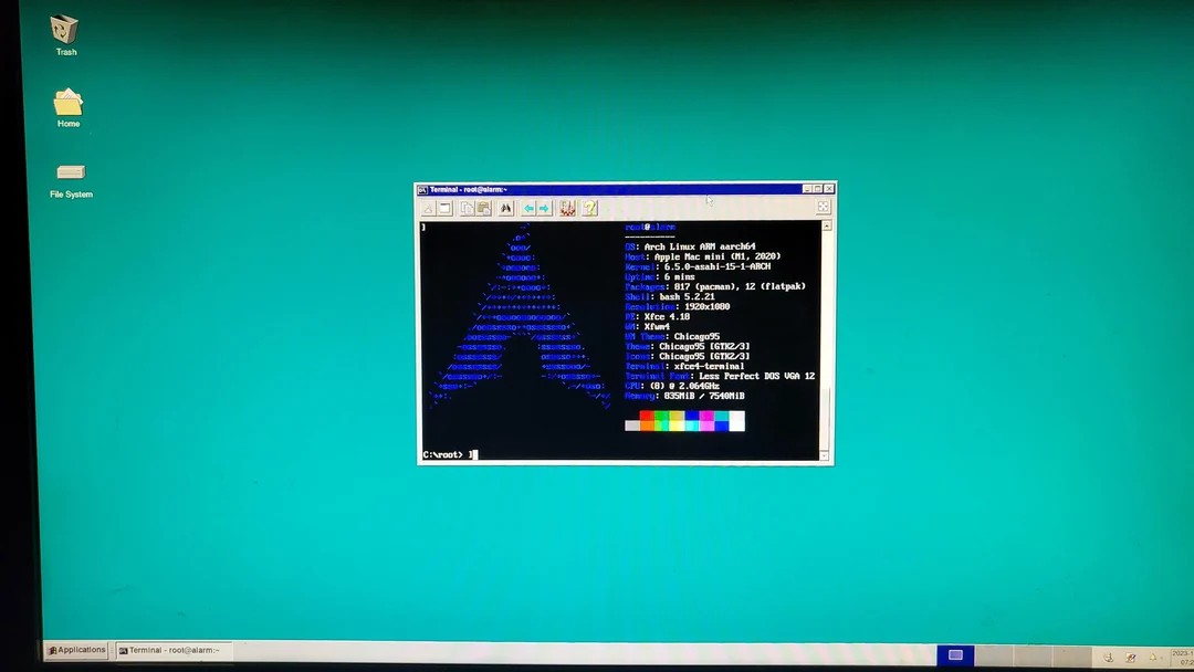 [Xfwm4] as my wm with chicago95 theme | Scrolller