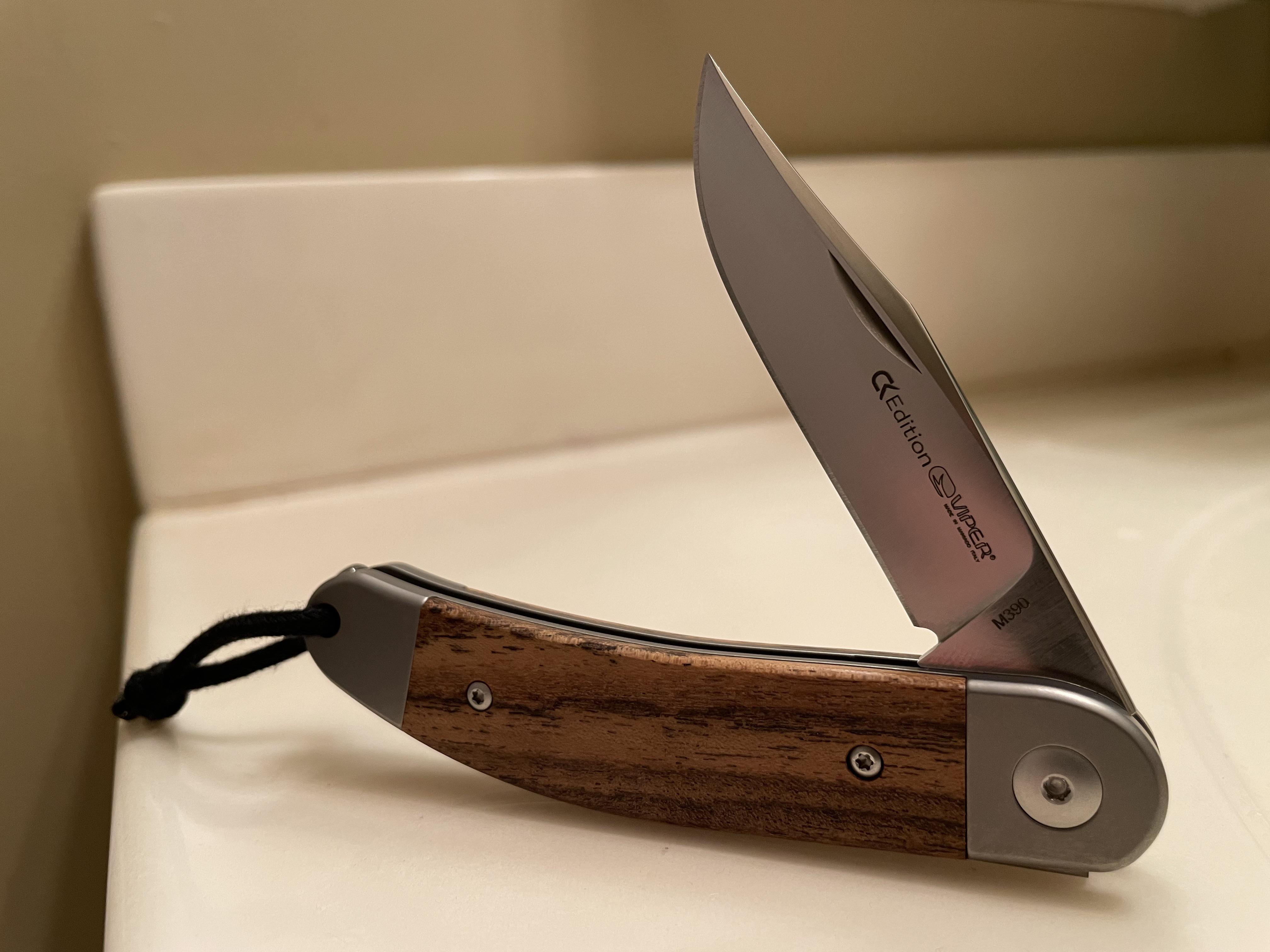 NKD. Can’t get enough of these Collector Knives Exclusives. | Scrolller