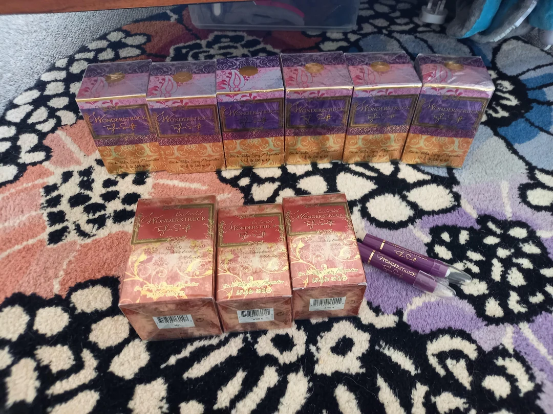 Thought I'd show off my dragon's hoard 😌 | Scrolller